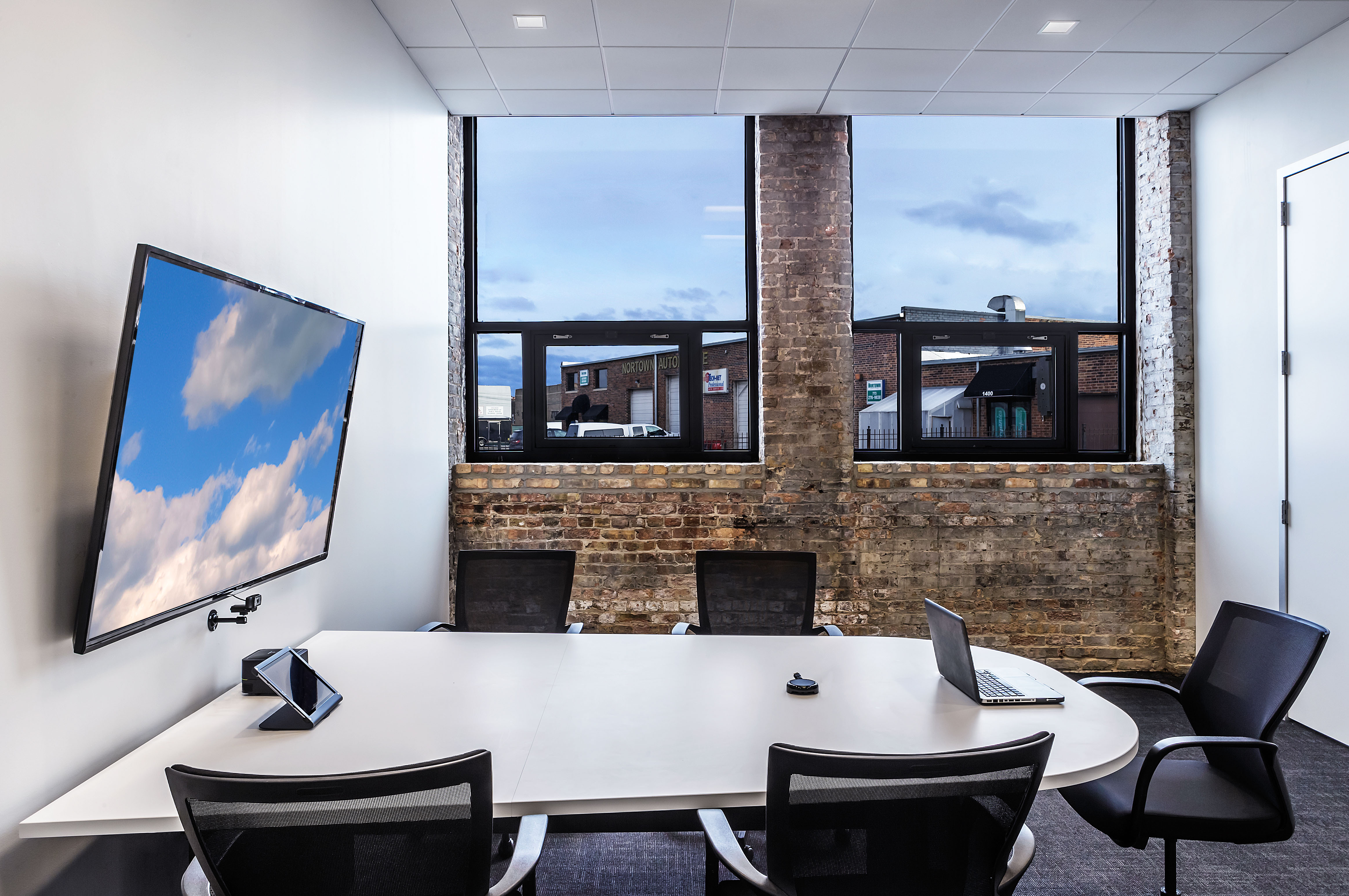 Private Client Service Center by GREC Architects - Architizer