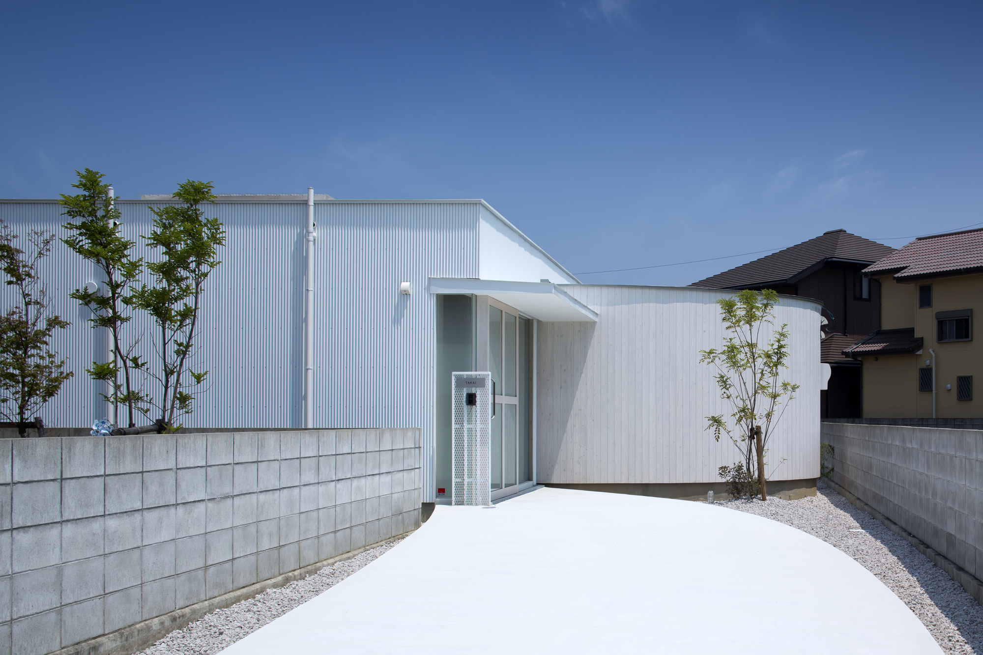 Alley House by CONTAINER DESIGN - Architizer