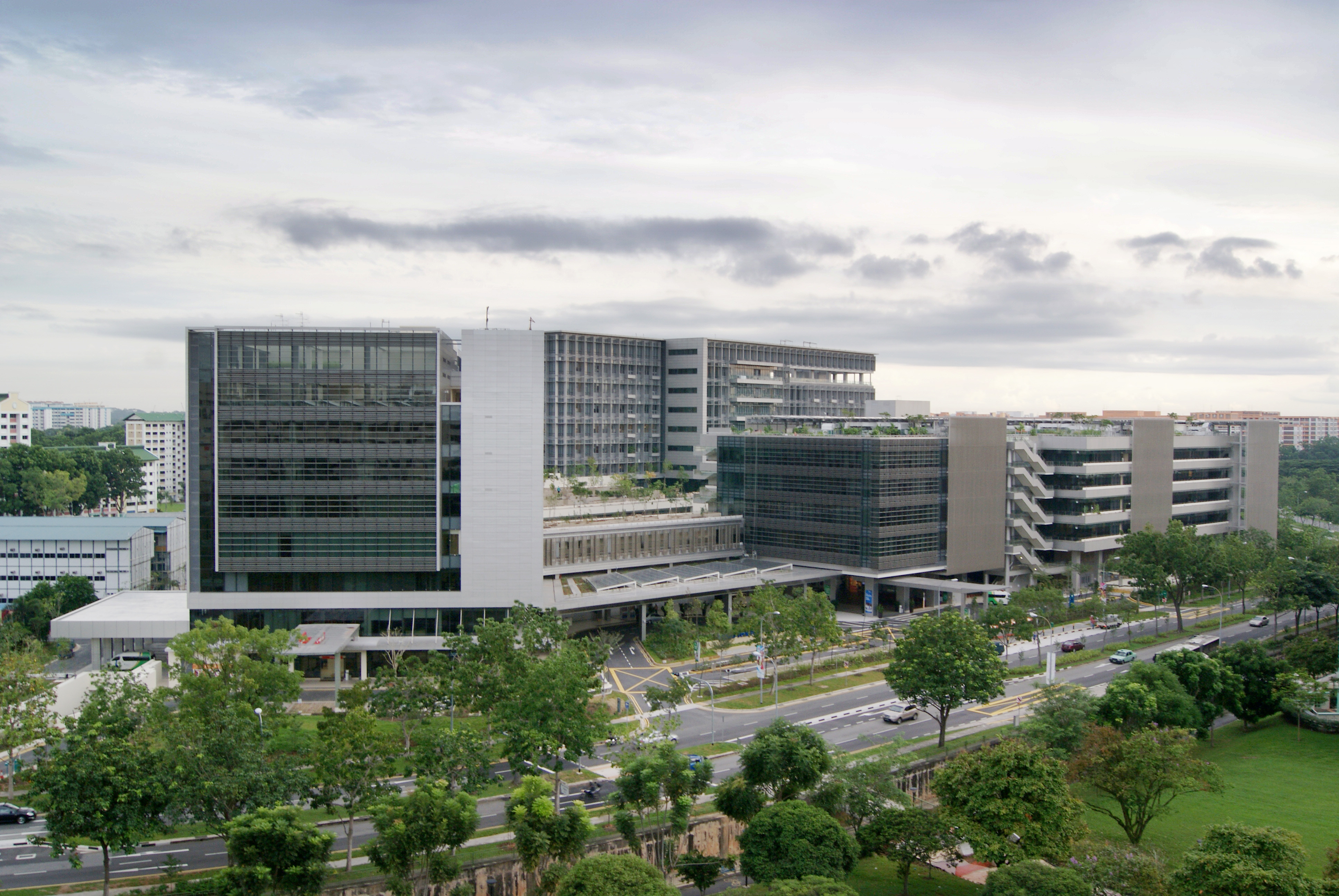 Khoo Teck Puat Hospital by RMJM - Architizer