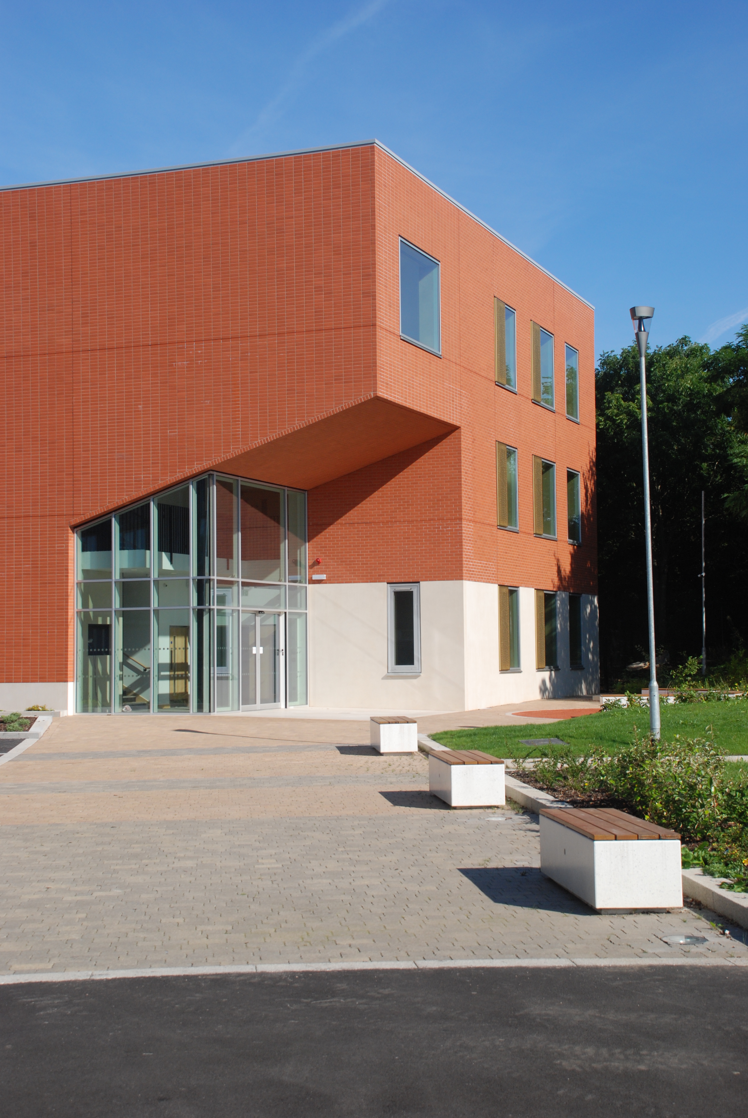 Joseph Leckie Academy by Seymour Harris Architecture - Architizer