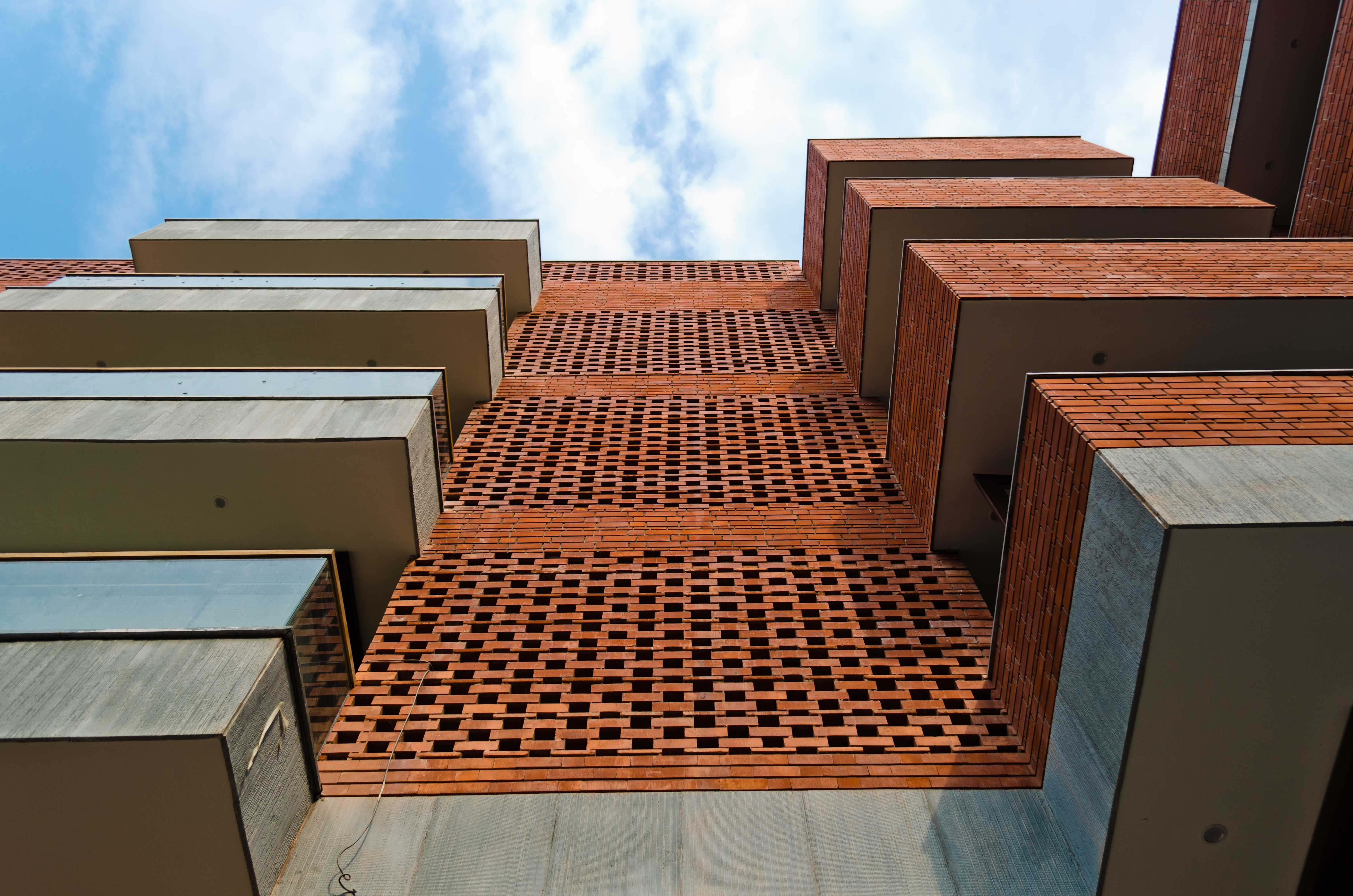 Ridge House, Kailash Colony by Amit Khanna Design Associates - Architizer