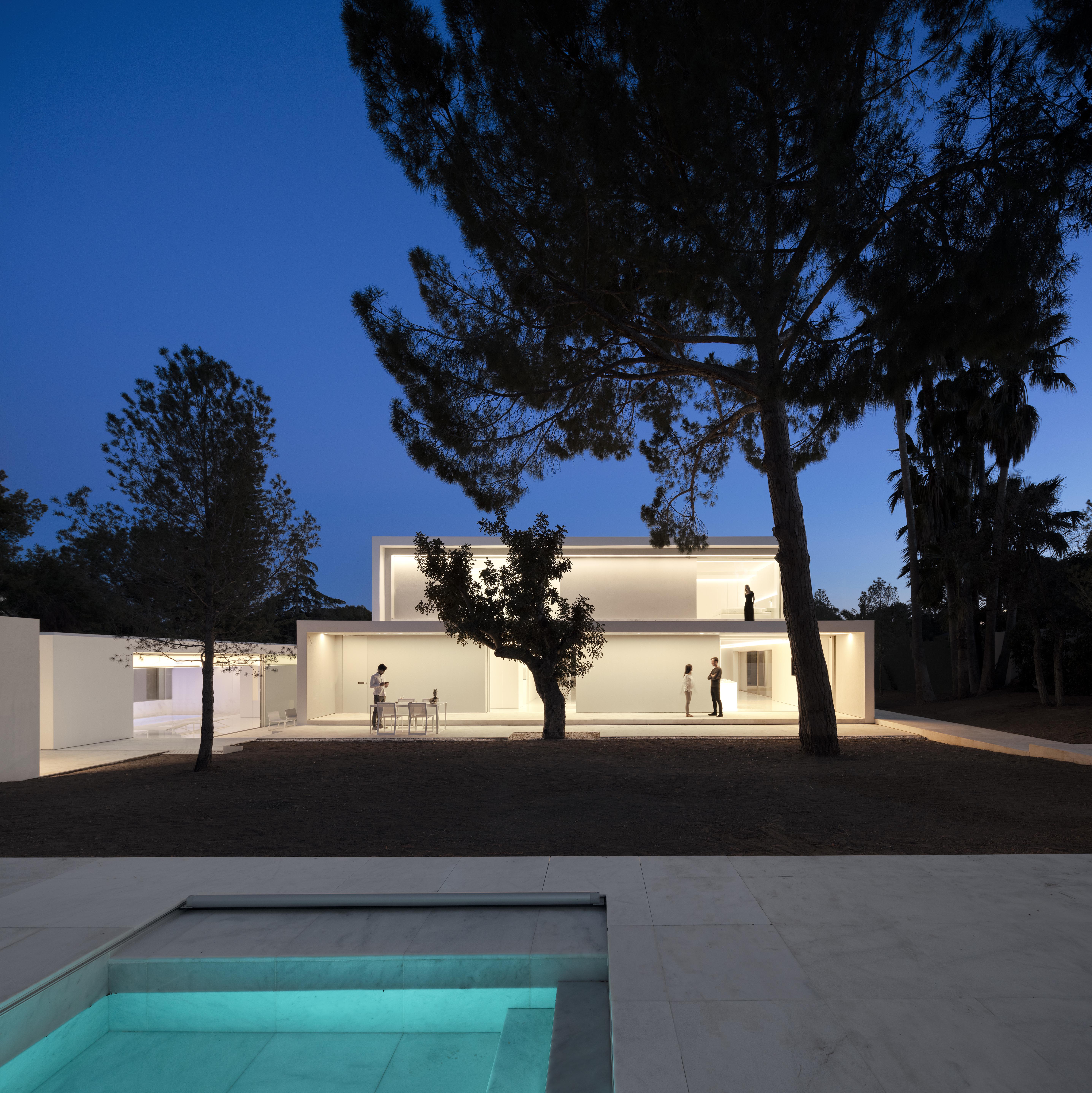 House between the pine forest by Fran Silvestre Arquitectos - Architizer
