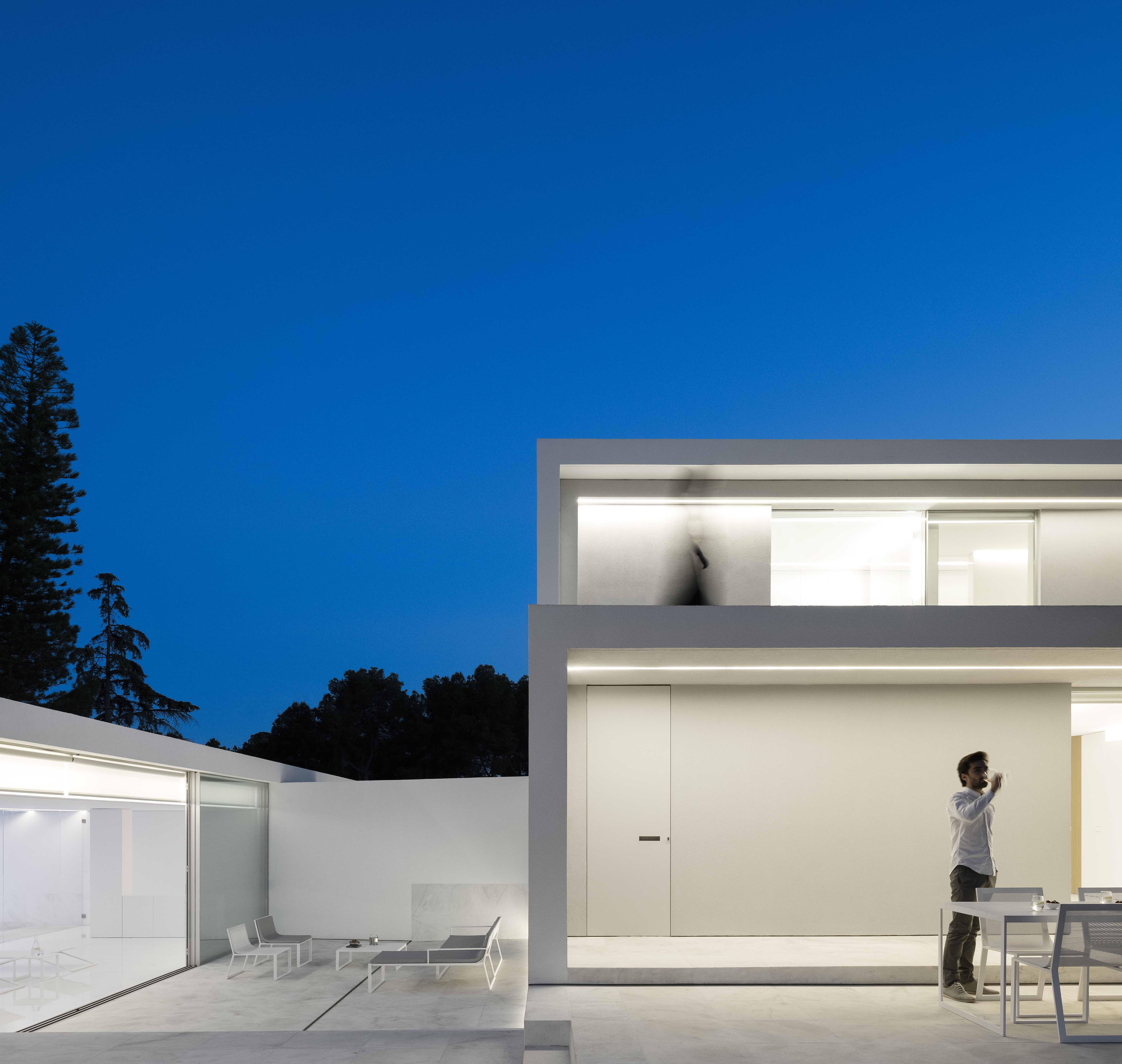 House between the pine forest by Fran Silvestre Arquitectos - Architizer