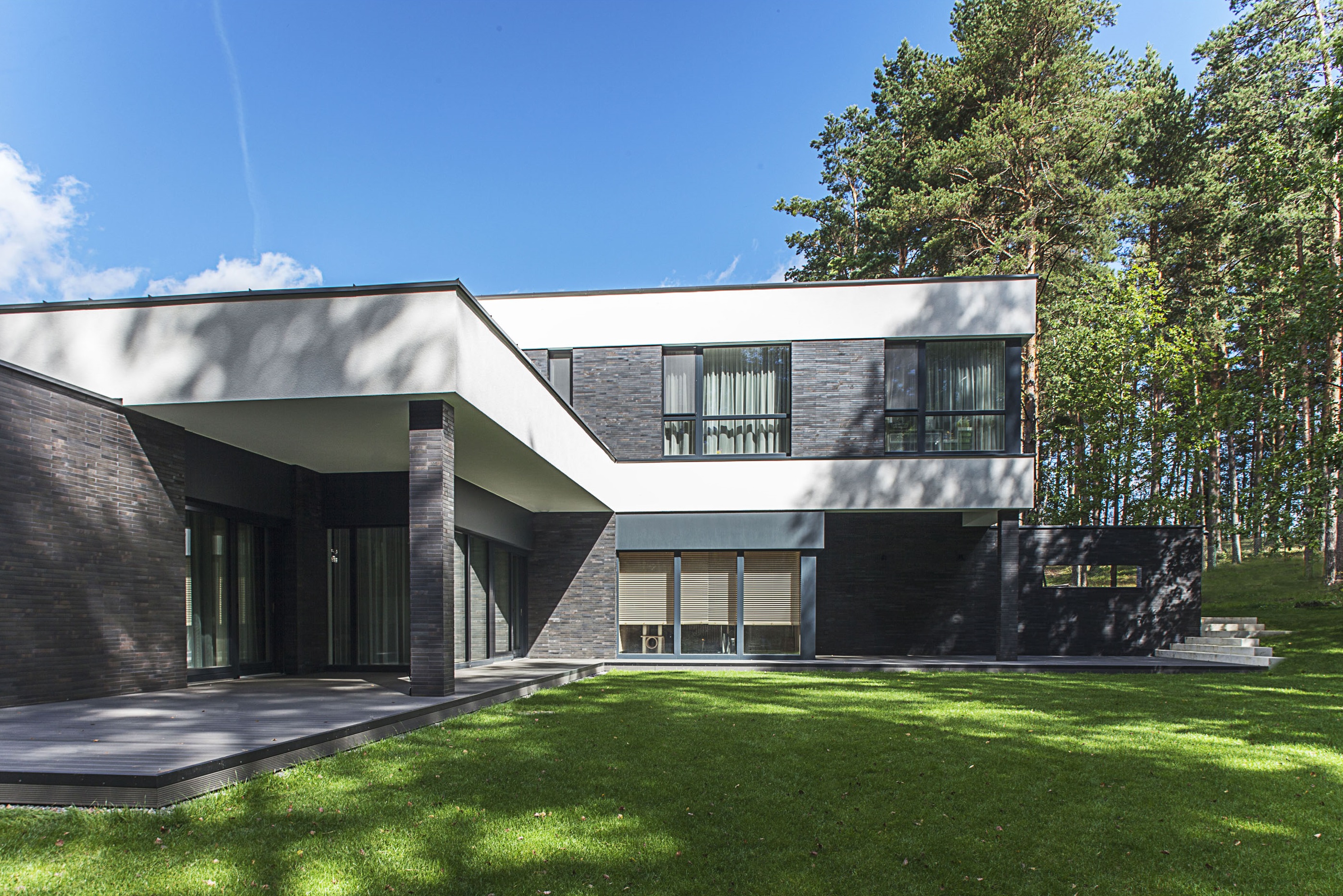 Inesa and Šarūnas family house by Architecture laboratory ArchLAB ...