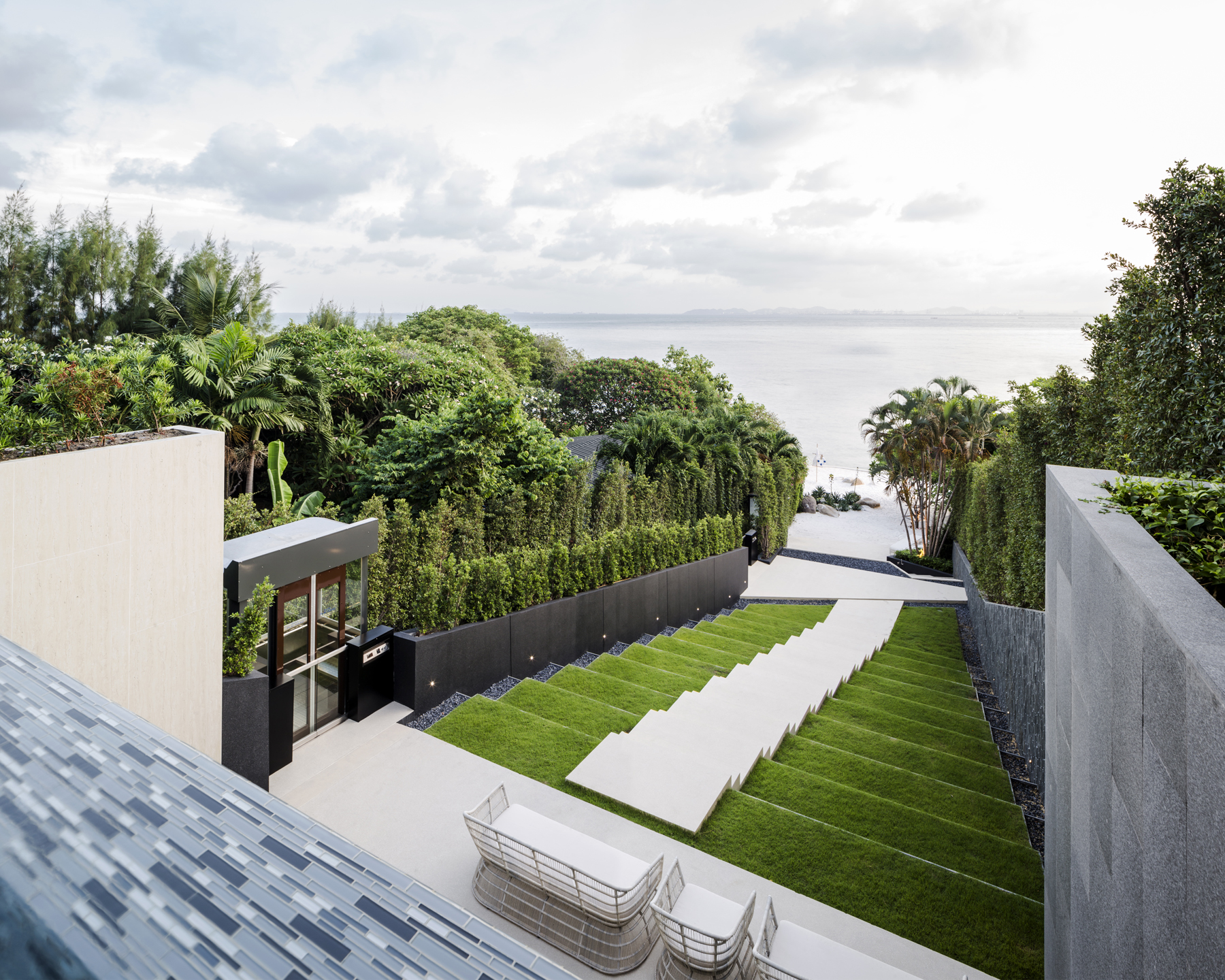 Garden of 2 Terrains by TROP : terrains + open space - Architizer