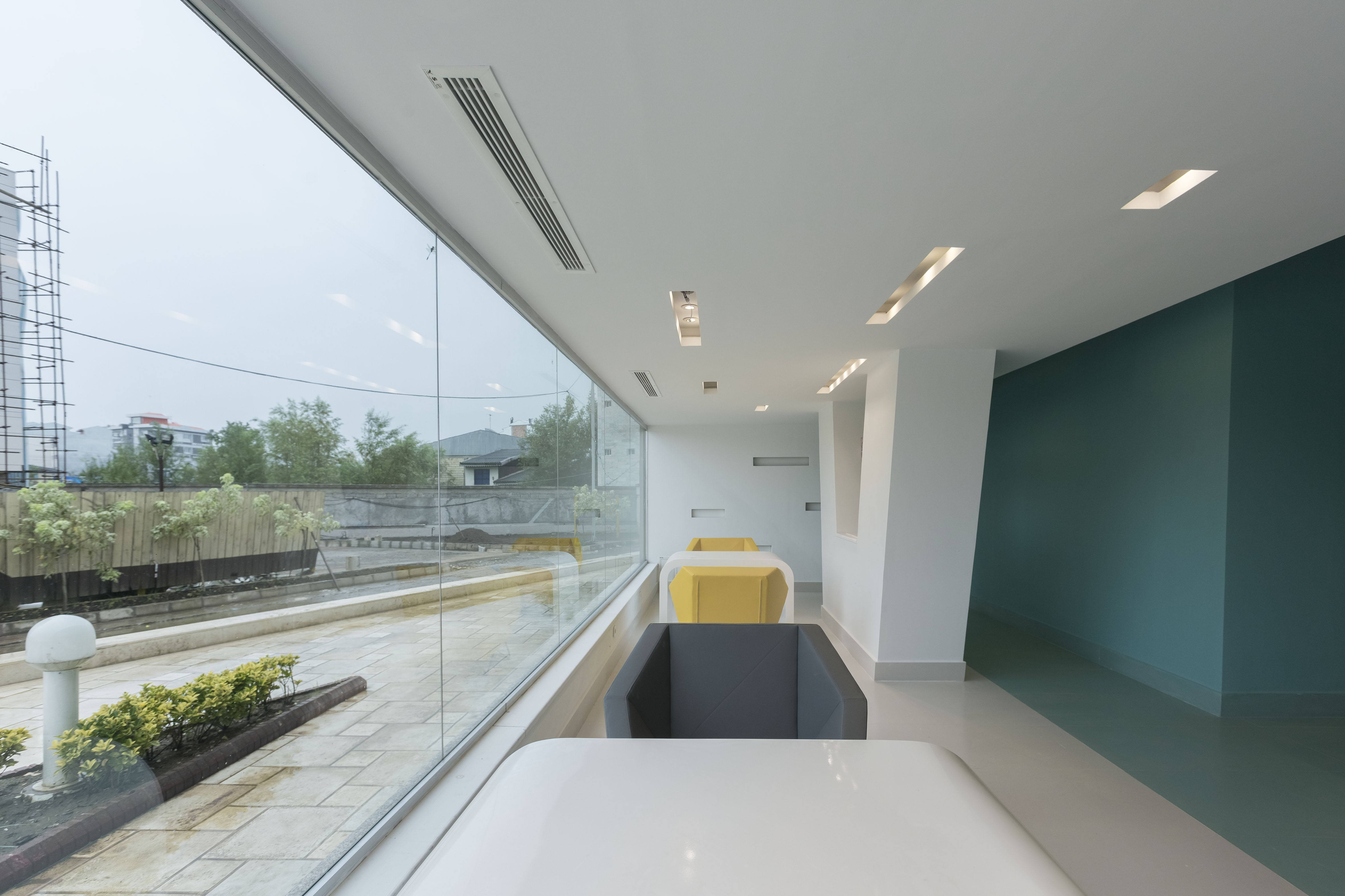 PARS HOSPITAL by New Wave Architecture(Lida Almassian / Shahin Heidari ...