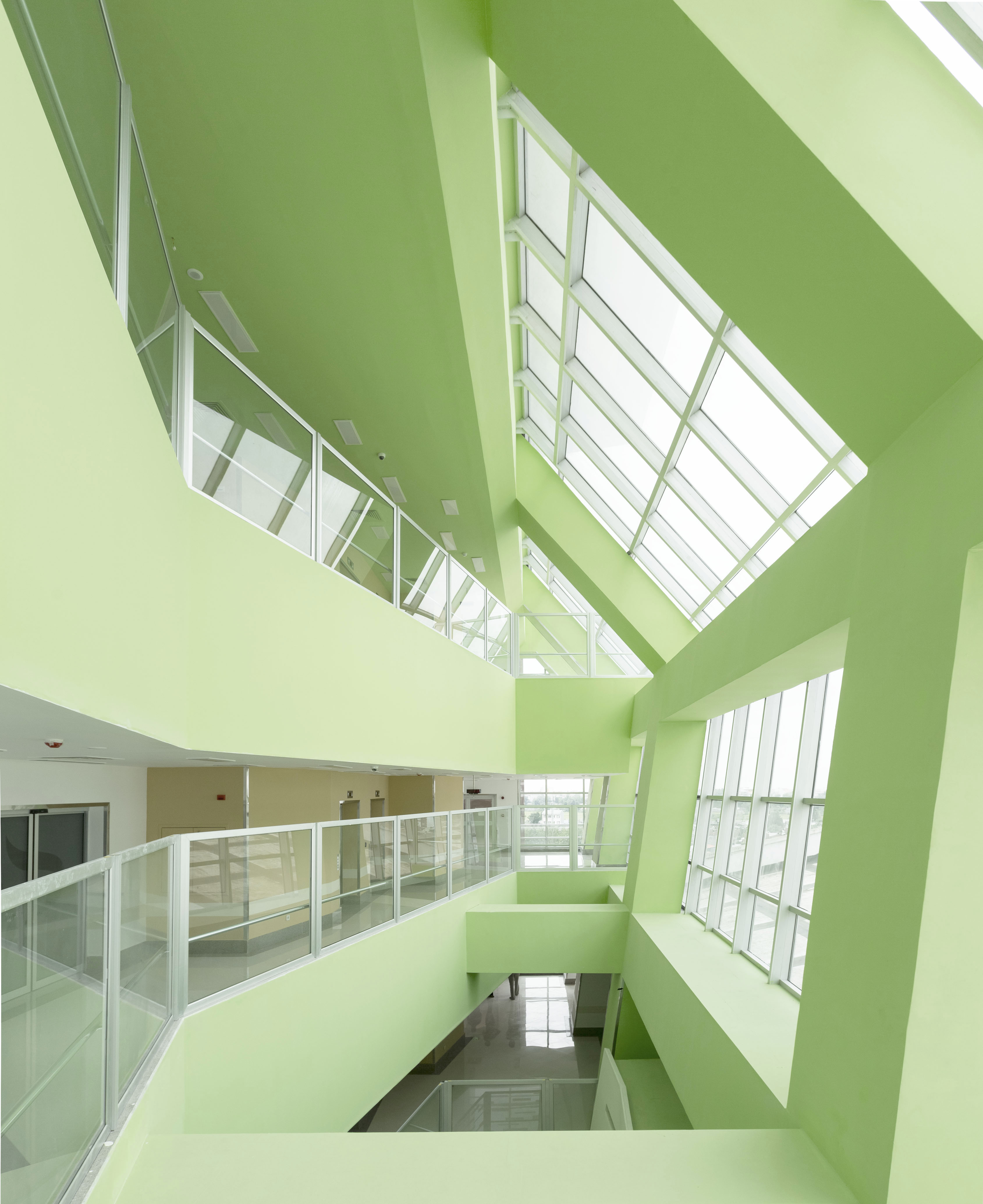 PARS HOSPITAL by New Wave Architecture(Lida Almassian / Shahin Heidari ...