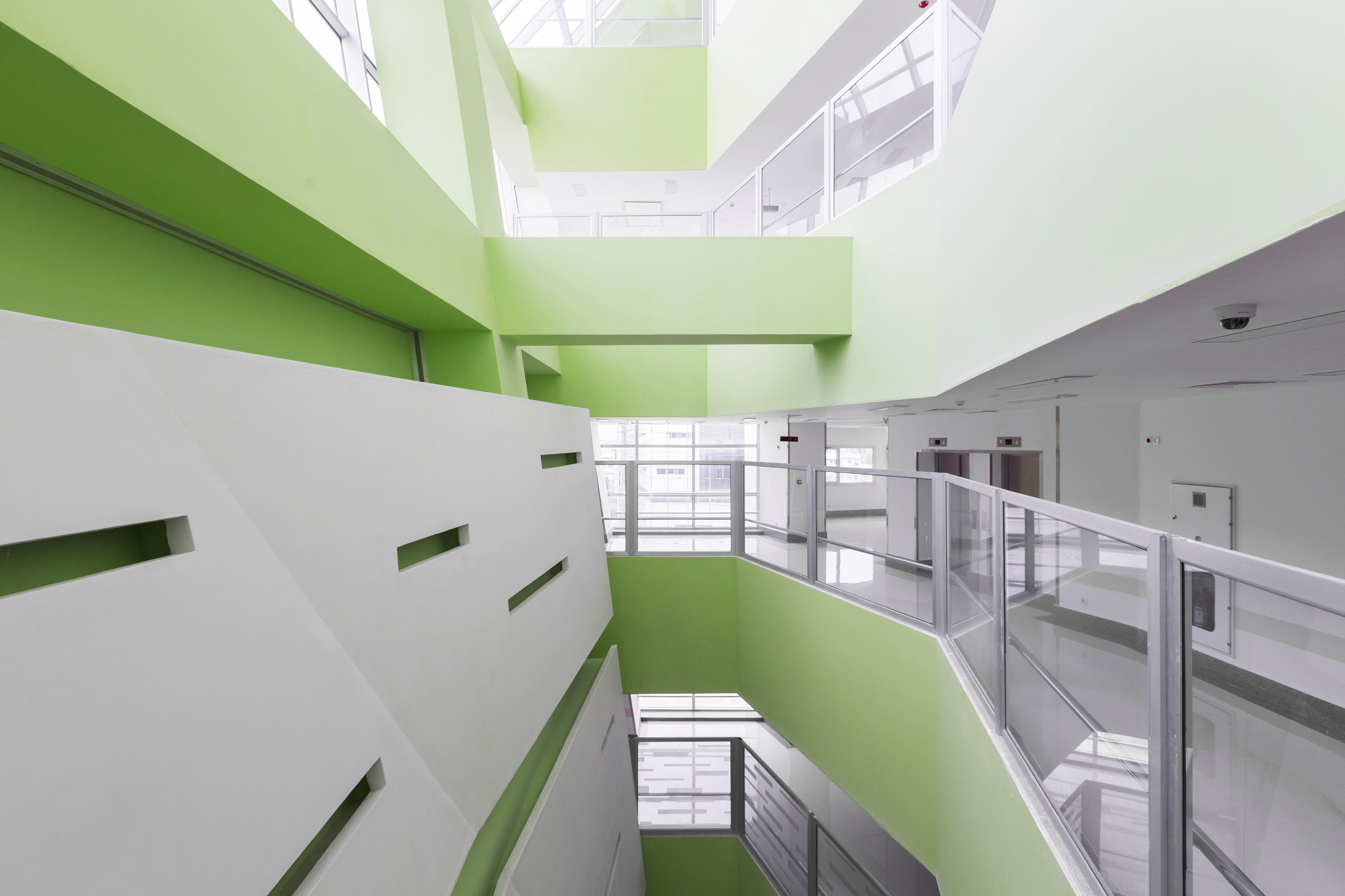 PARS HOSPITAL by New Wave Architecture(Lida Almassian / Shahin Heidari ...