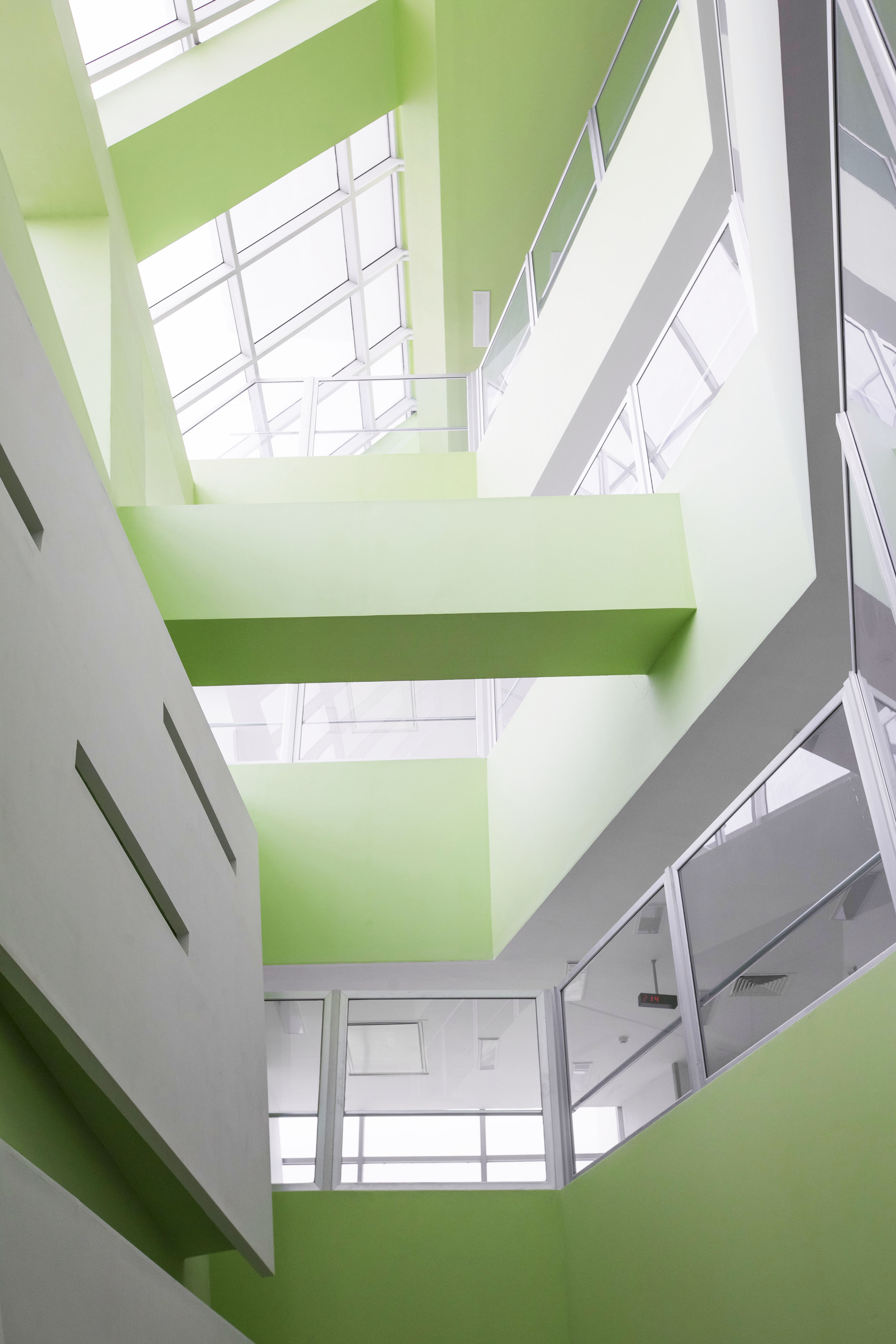 PARS HOSPITAL by New Wave Architecture(Lida Almassian / Shahin Heidari ...