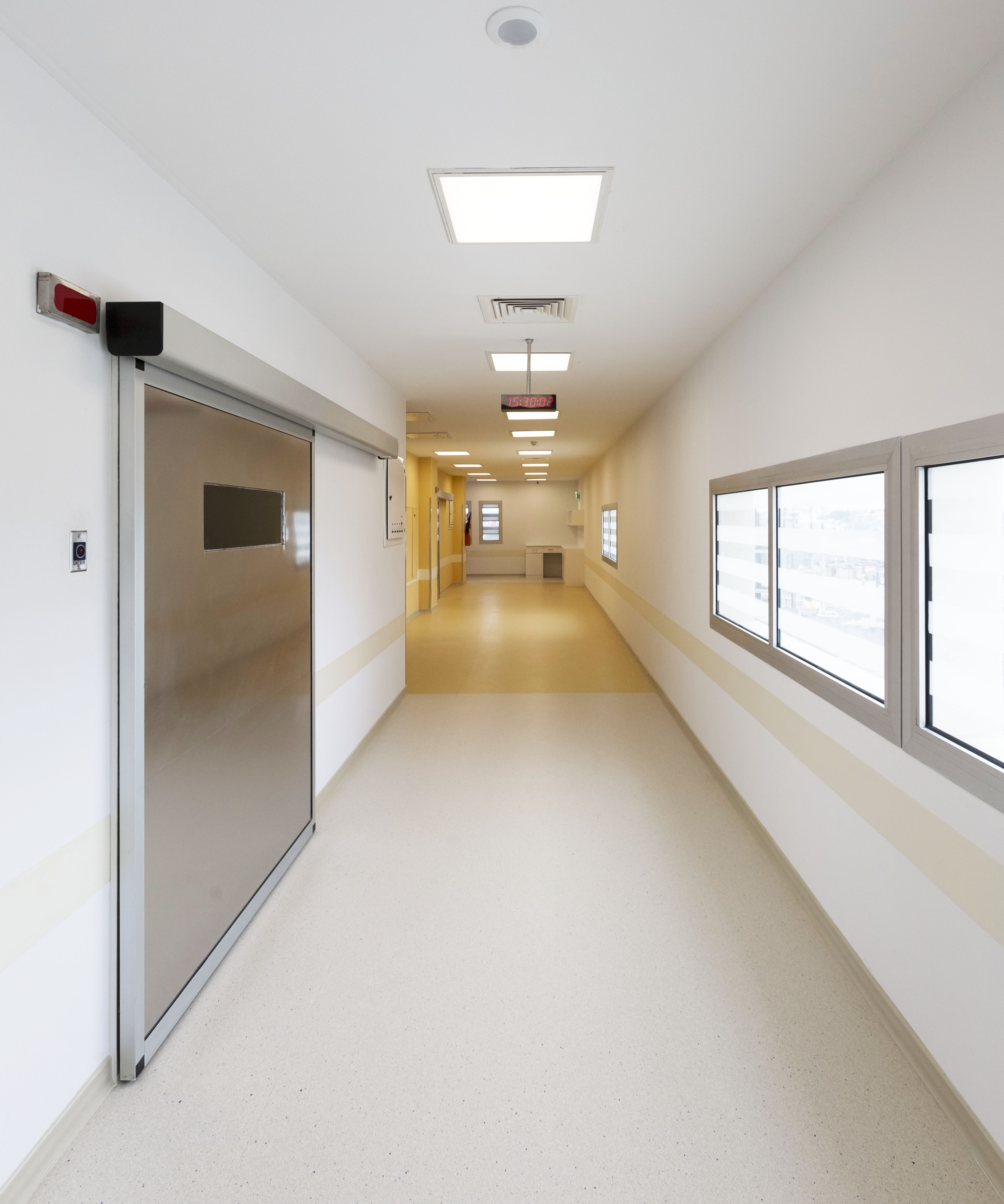 PARS HOSPITAL by New Wave Architecture(Lida Almassian / Shahin Heidari ...