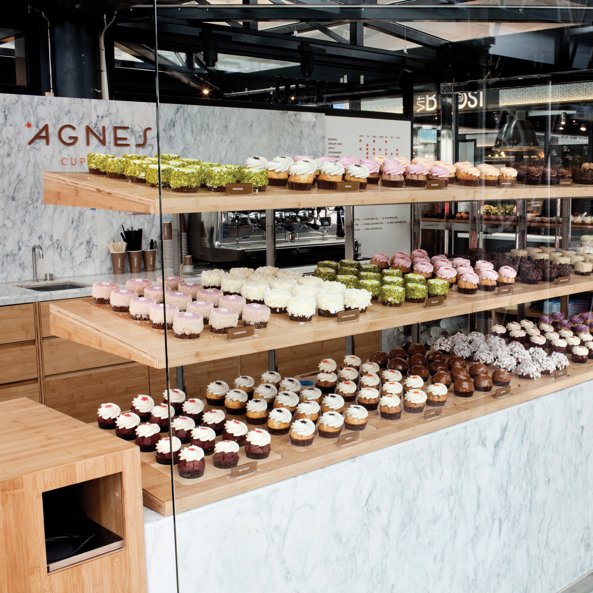 Idea 1782435: Agnes Cupcakes by Johannes Torpe Studios in Copenhagen ...