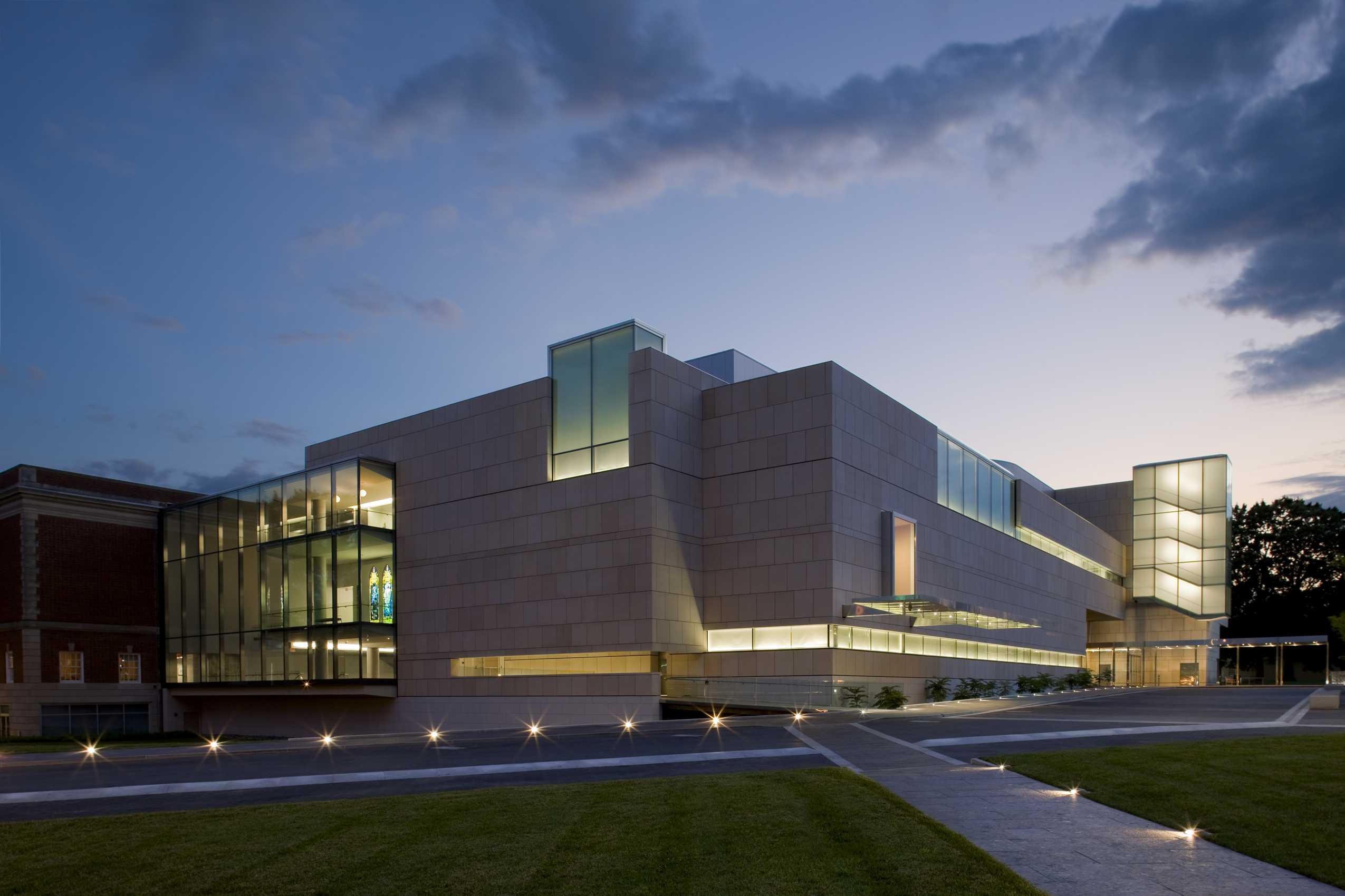 Virginia Museum of Fine Arts by SMBW - Architizer