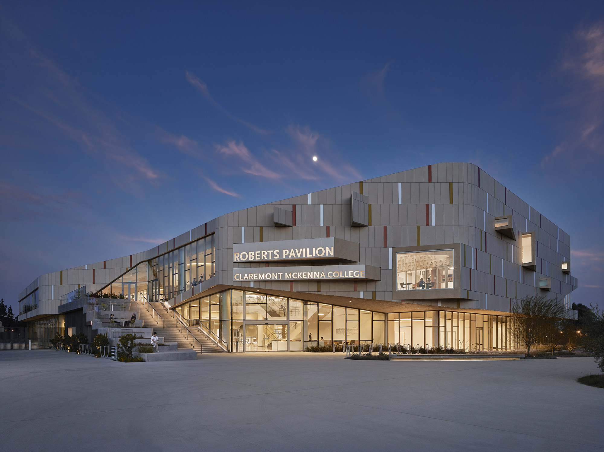 The Roberts Pavilion, Claremont McKenna College by John Friedman Alice ...