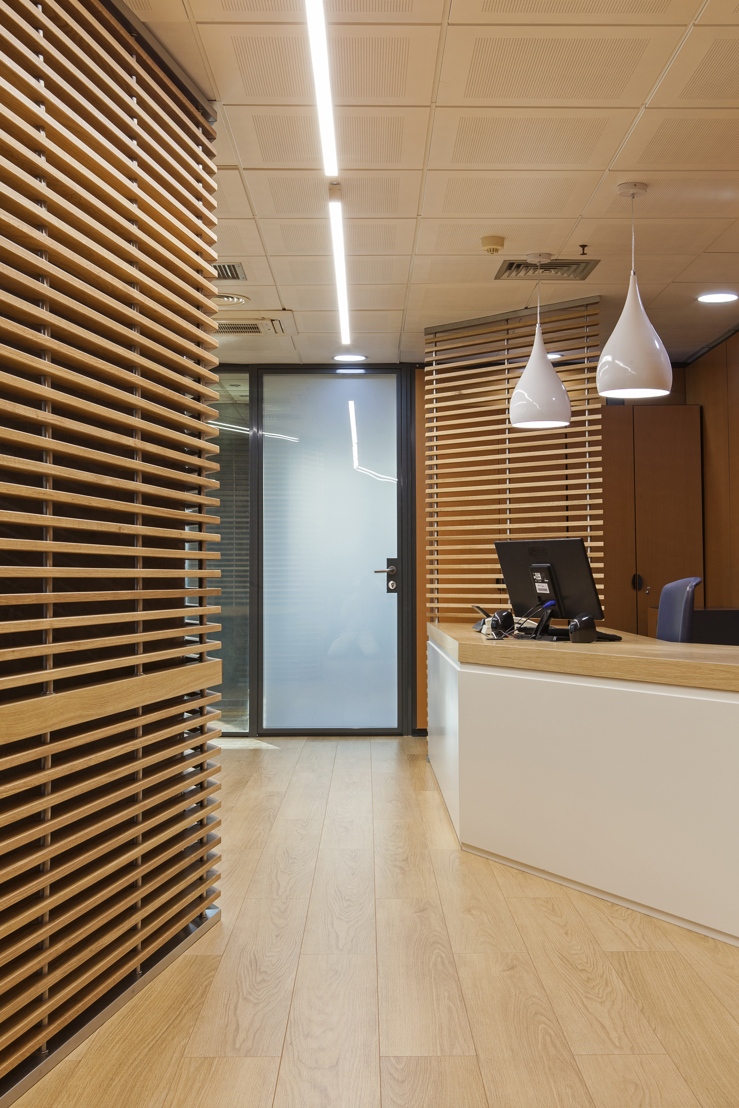 European Reliance - Executive Office Renovation by schema architecture ...