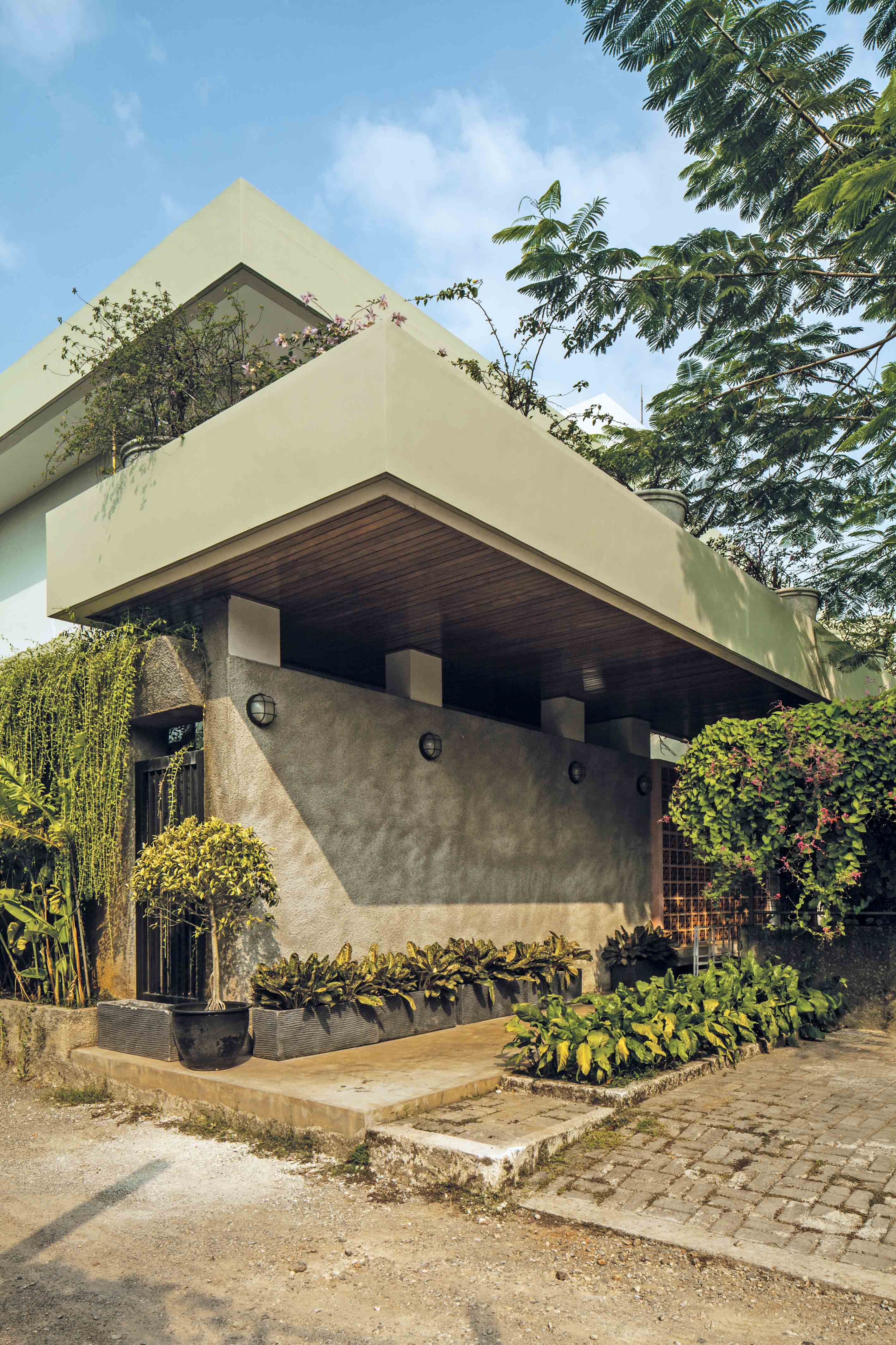 Java House by Realrich Architecture Workshop - RAW Architecture ...