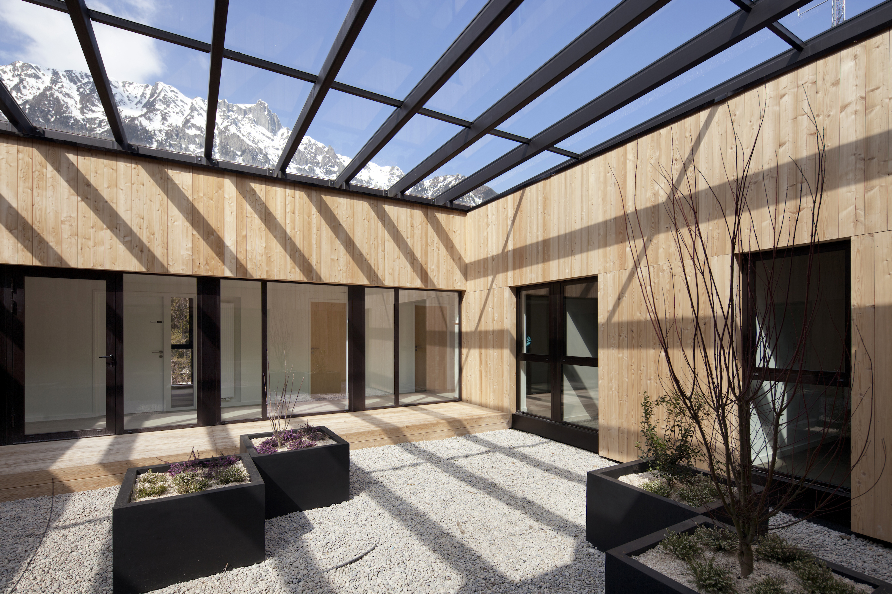 Fire Station in Chamonix-Mont Blanc by STUDIO GARDONI architectures ...