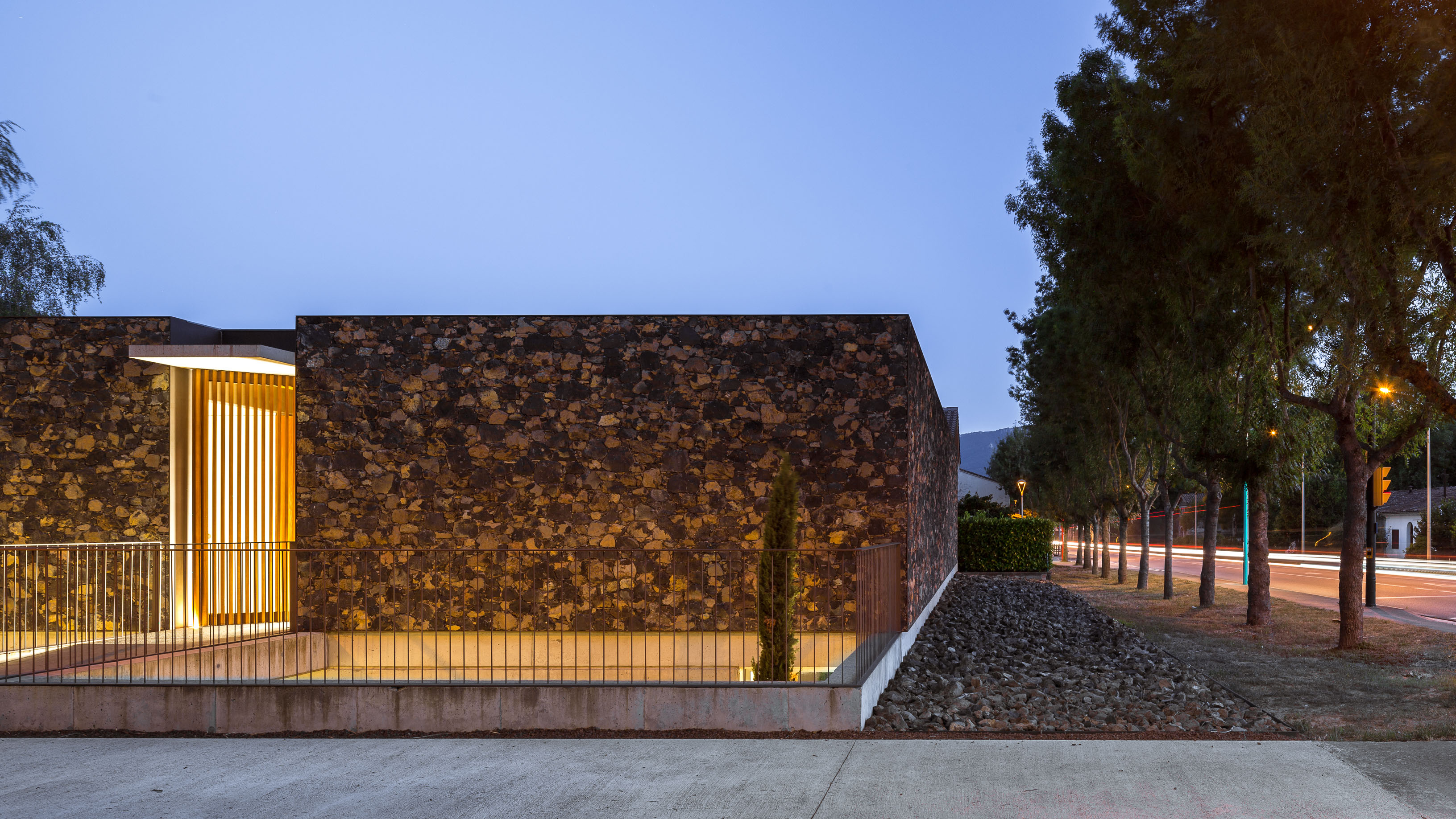 An open-air house by arnau estudi d'arquitectura - Architizer
