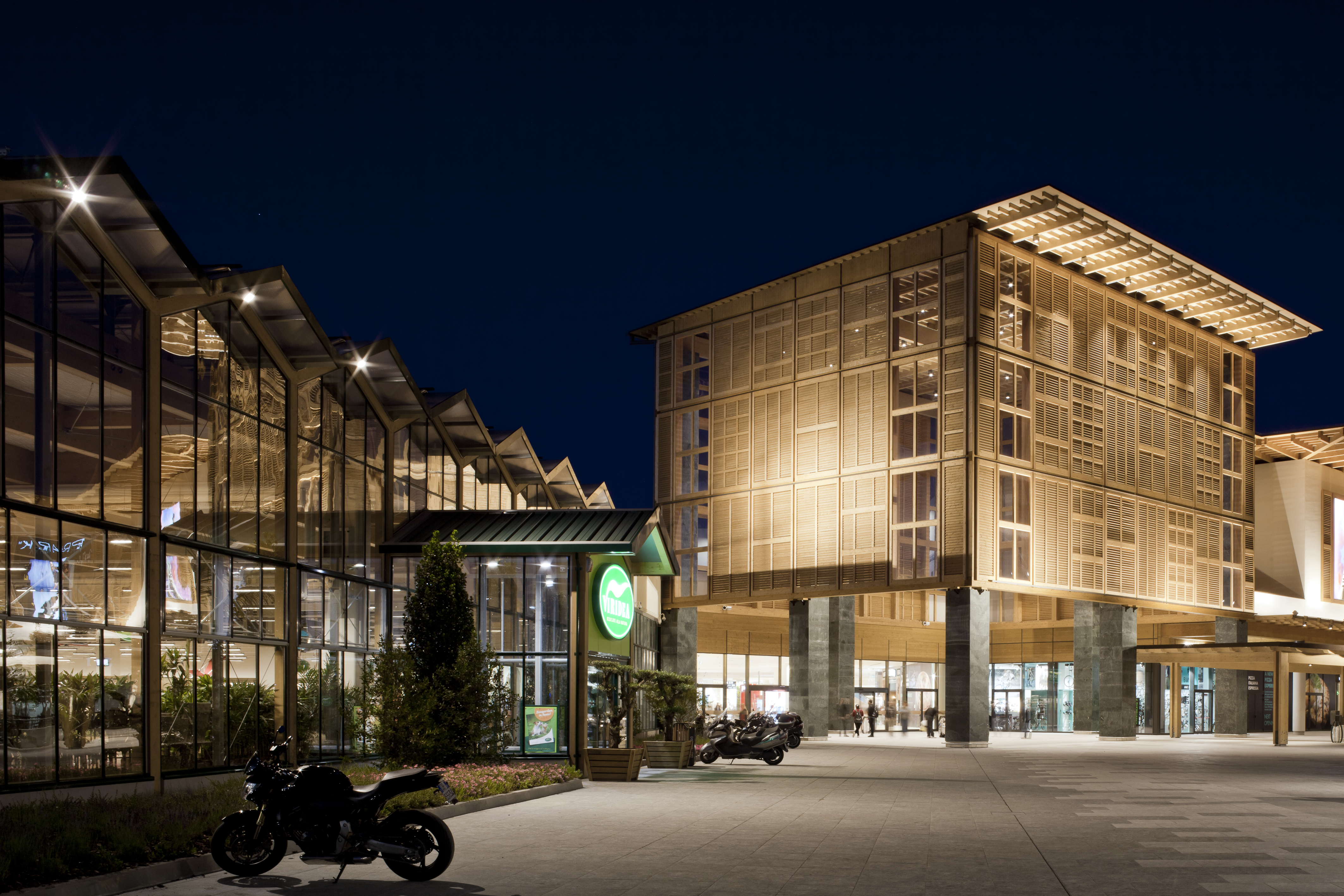 'Il Centro' Shopping Mall by AMDL Circle | Michele De Lucchi - Architizer