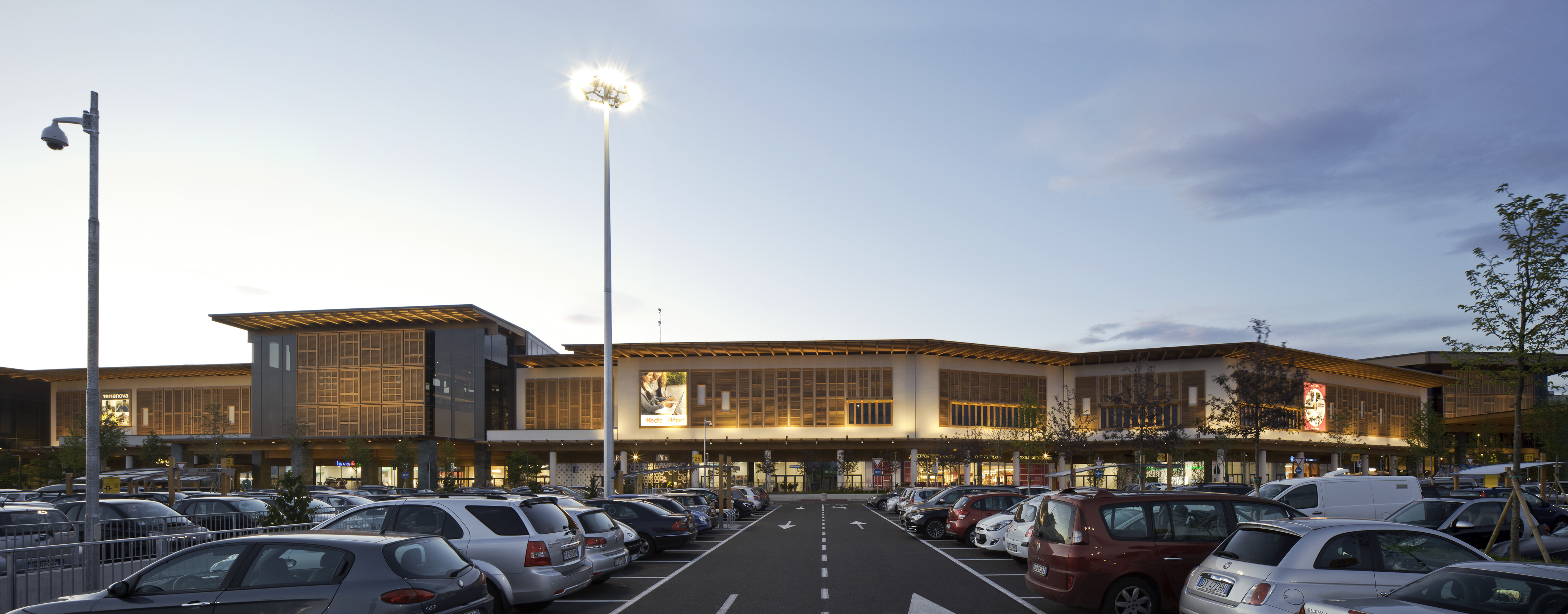 'Il Centro' Shopping Mall by AMDL Circle | Michele De Lucchi - Architizer