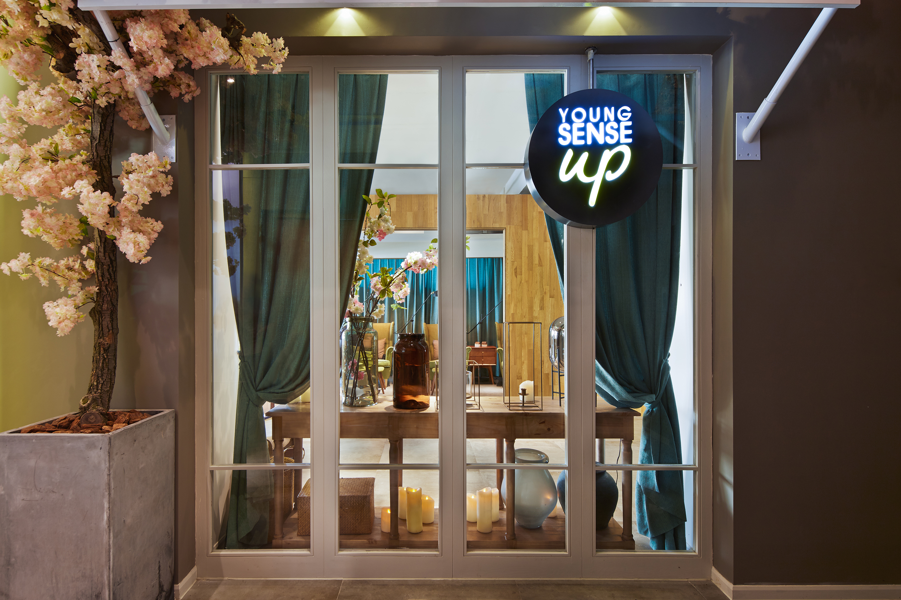 Young sense UP by hangzhou great scale architectural design Co., Ltd ...