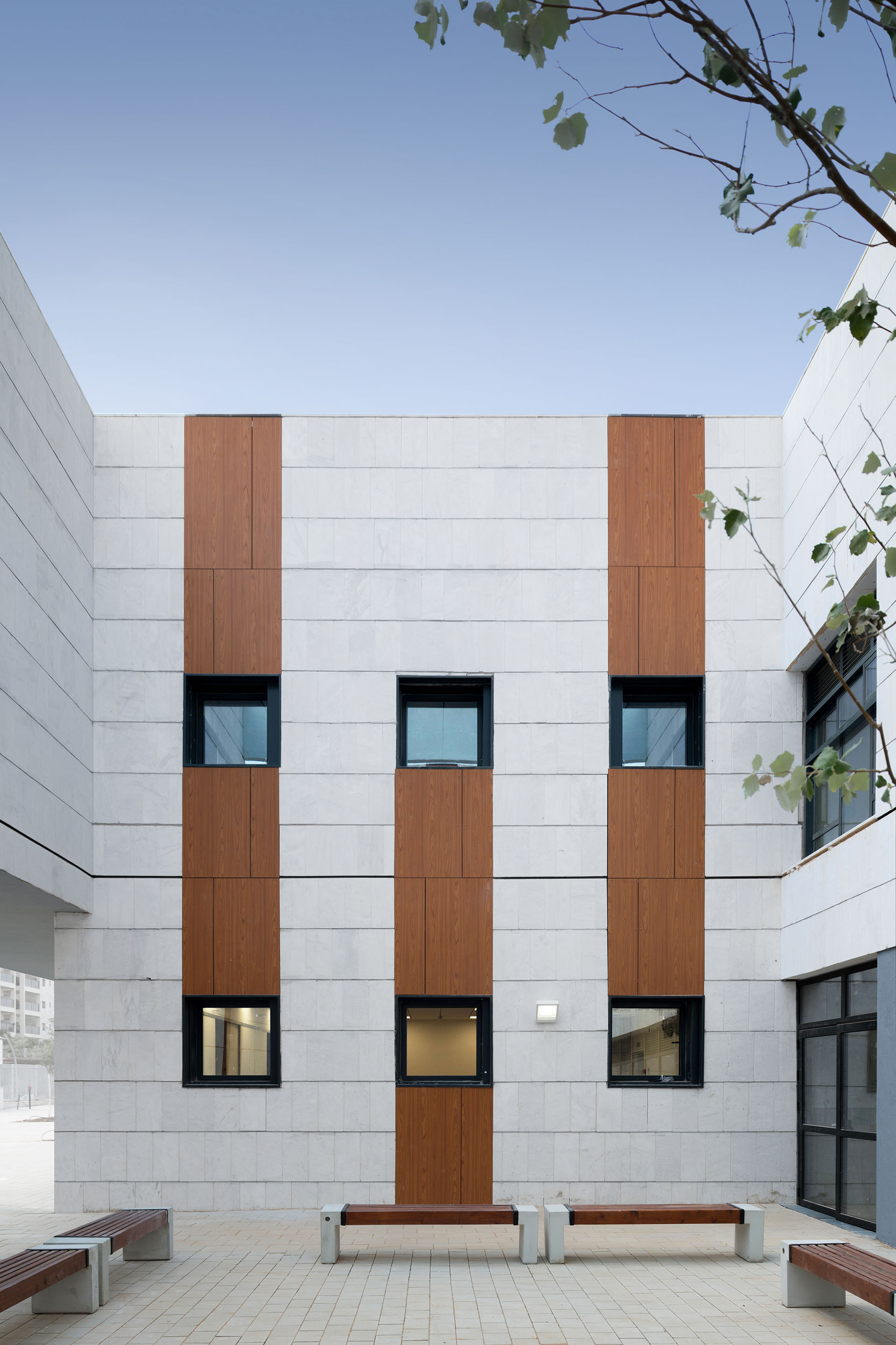 Primary School in Kfar Saba, Israel by Regavim + Architects - Architizer