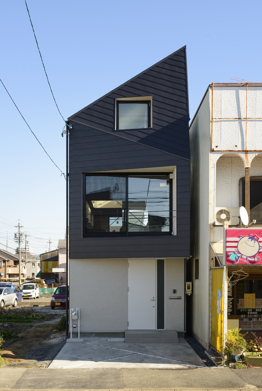 House with the Pointed roof by H ARCHITECTS STUDIO INC. - Architizer