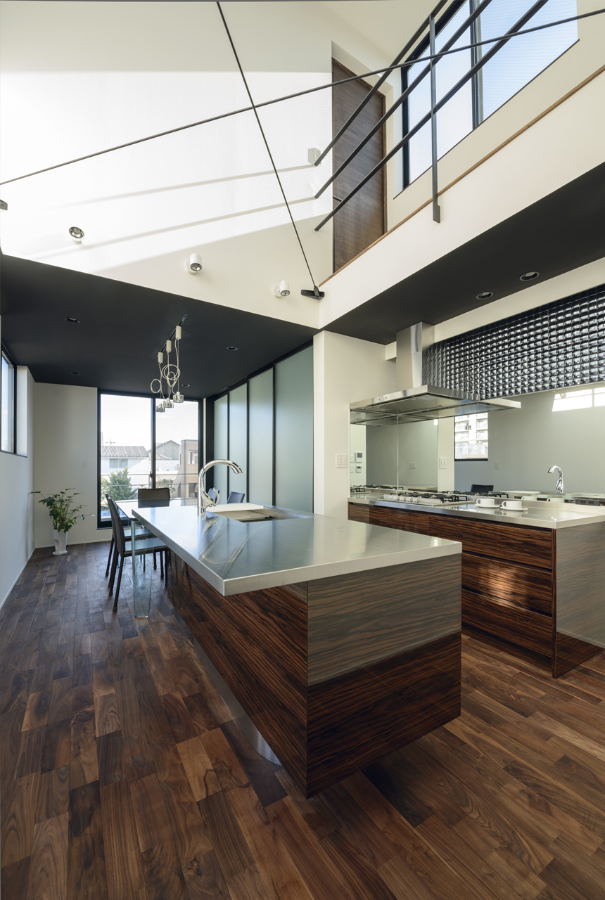 House with the Pointed roof by H ARCHITECTS STUDIO INC. - Architizer