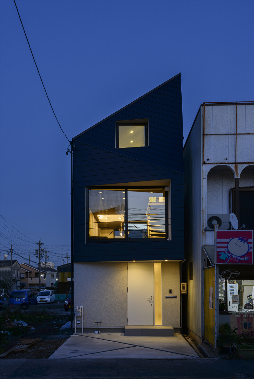House with the Pointed roof by H ARCHITECTS STUDIO INC. - Architizer