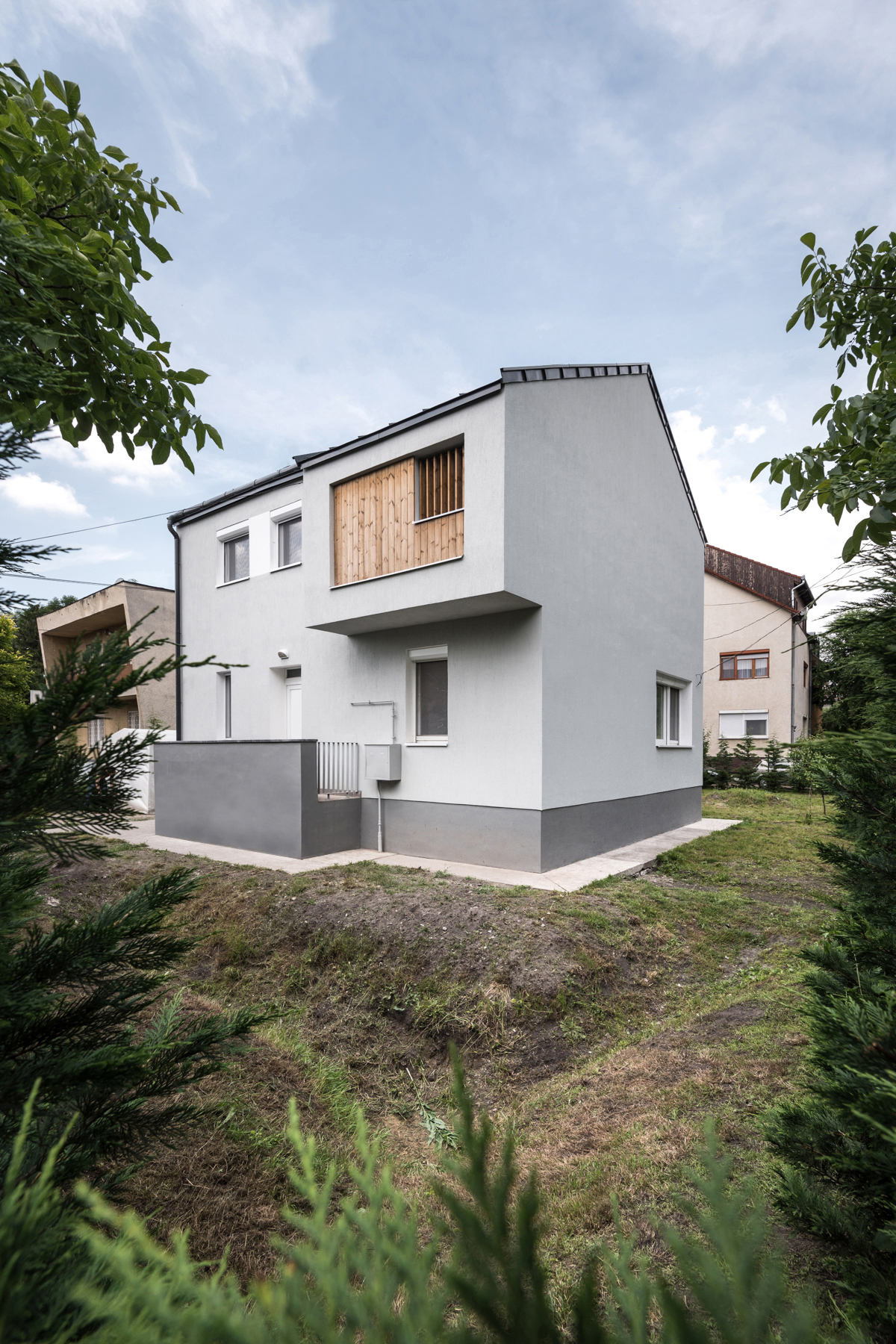 House expansion in Budapest by batlab architects - Architizer