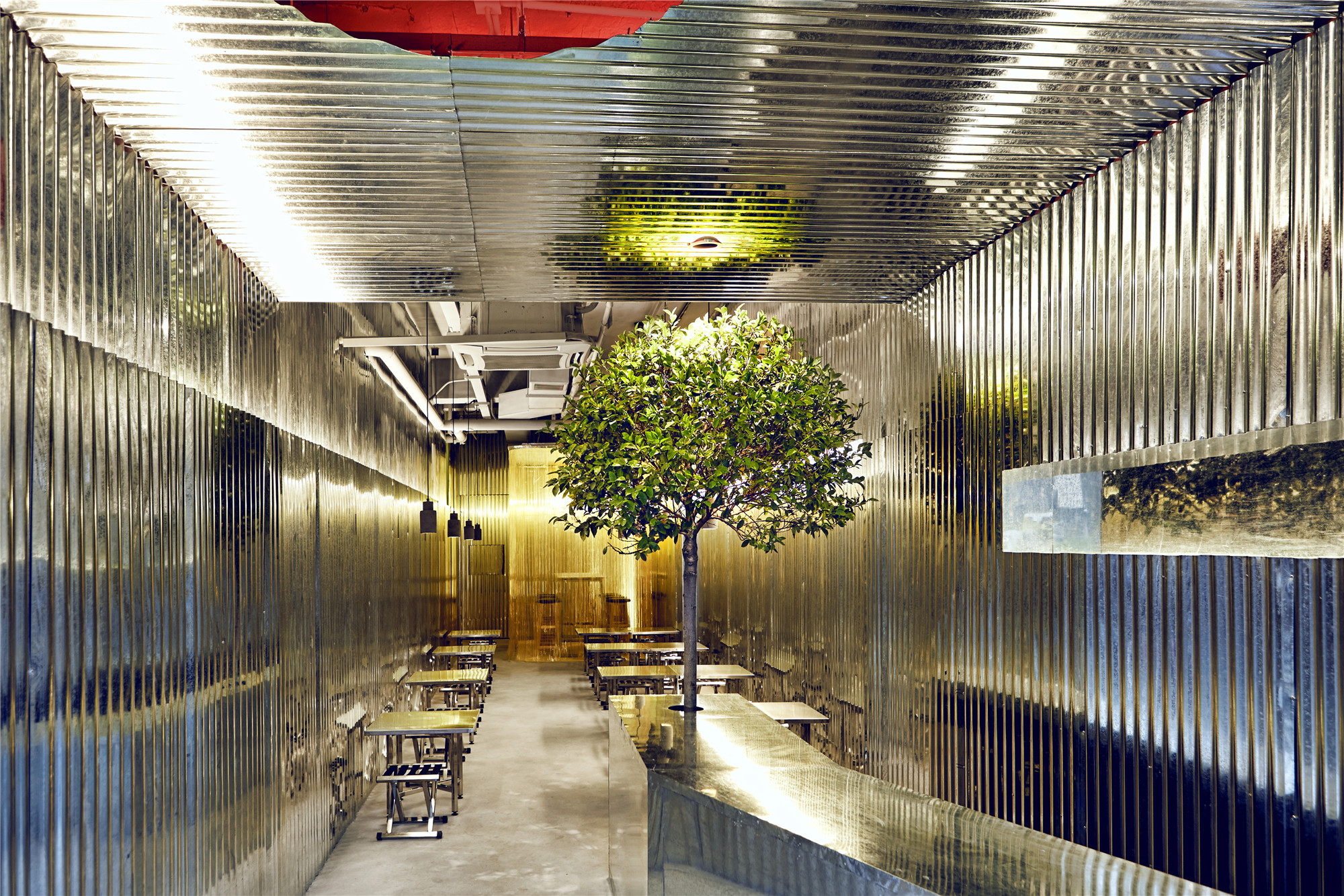 Metal Hut by Robot 3 Design - Architizer
