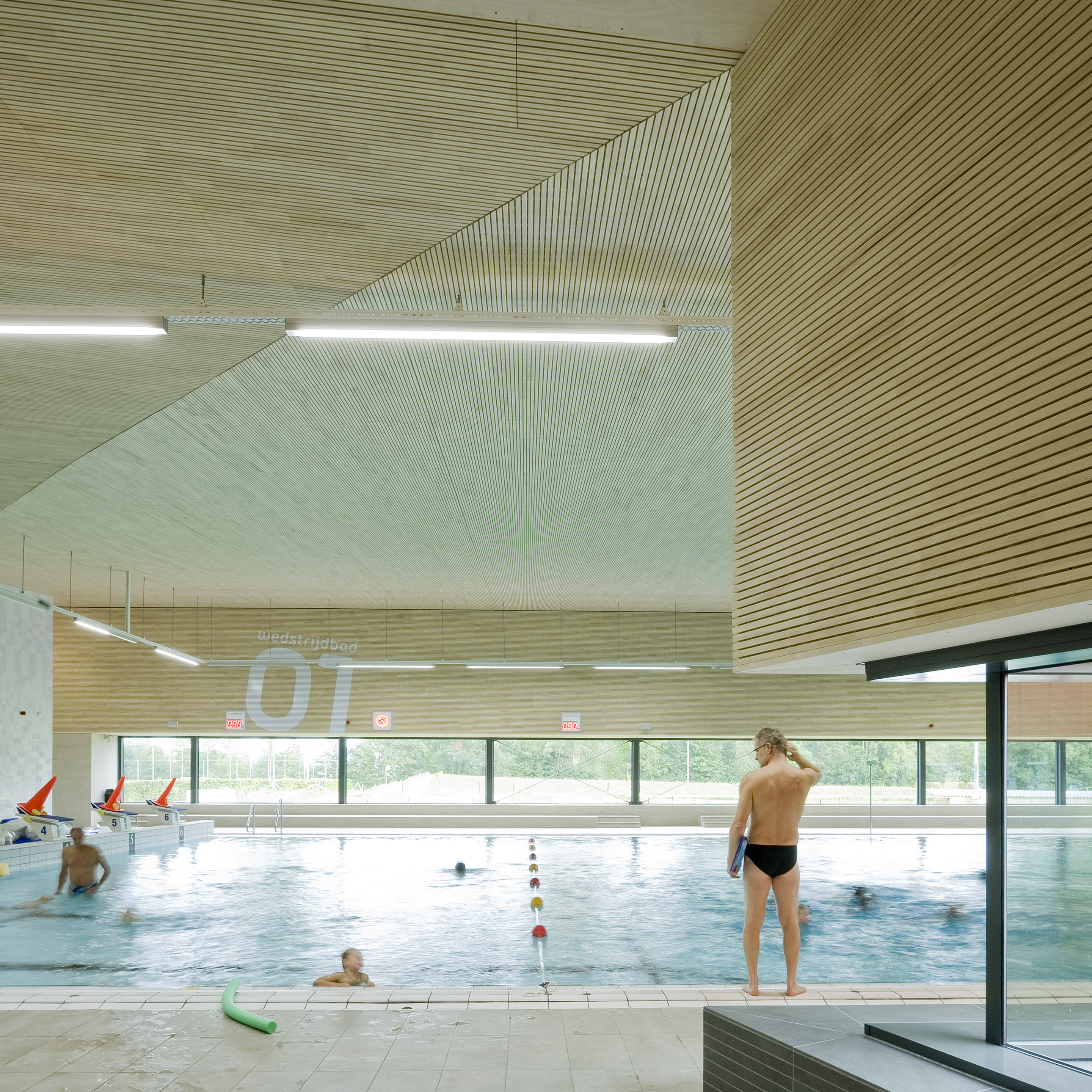 Idea 1825516: Swimming pool De IJsselslag by Slangen + Koenis ...