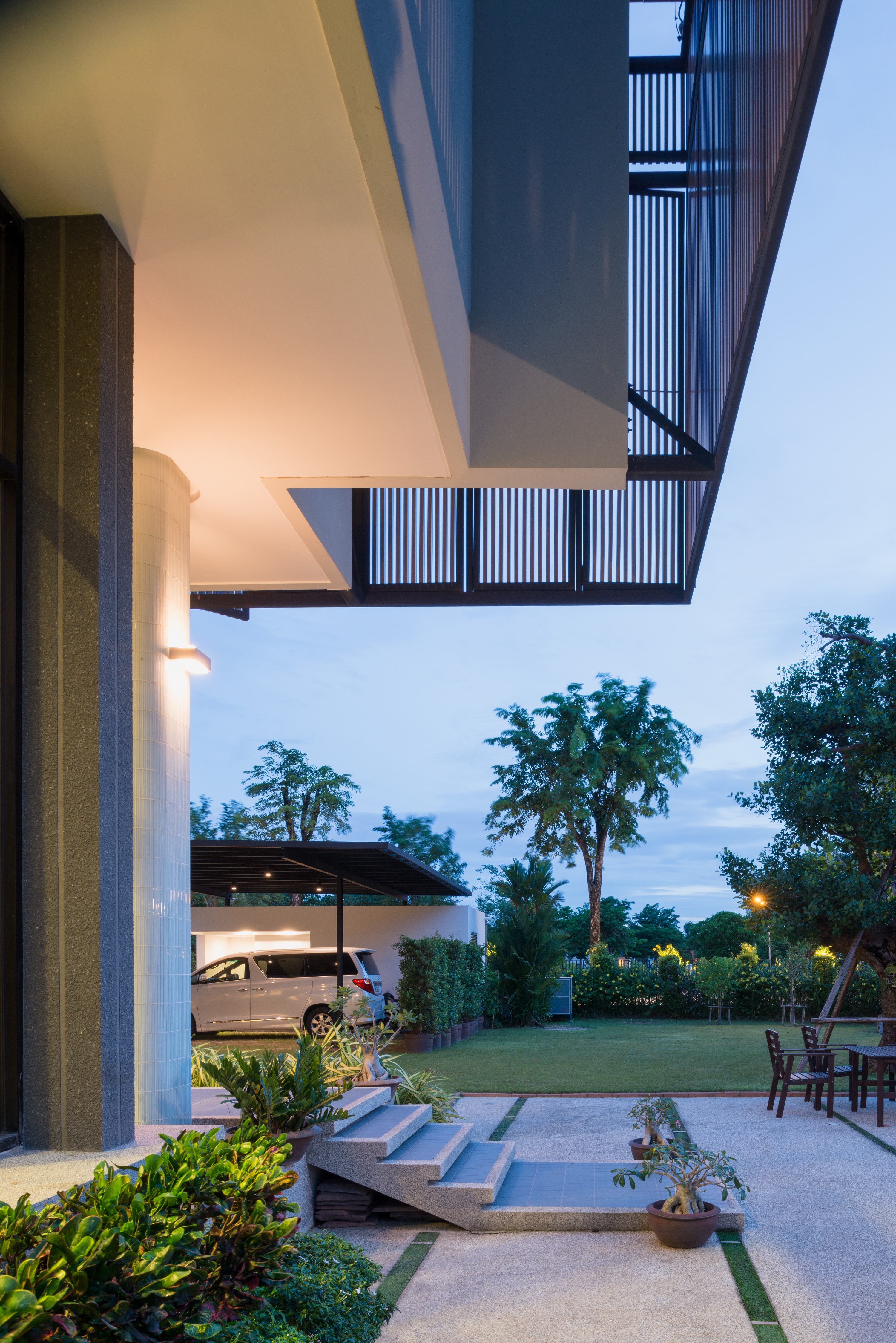 Tiwanon House by Archimontage Design Fields Sophisticated - Architizer