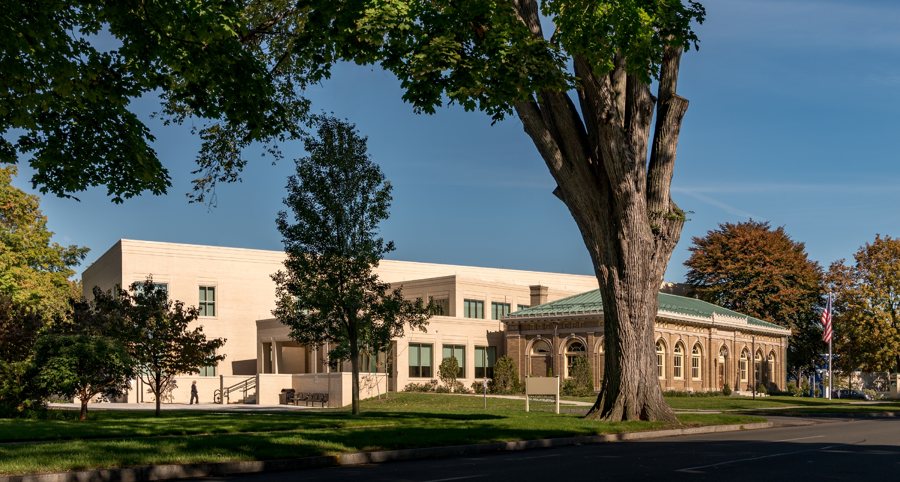 West Springfield Public Library, Addition by Centerbrook Architects ...