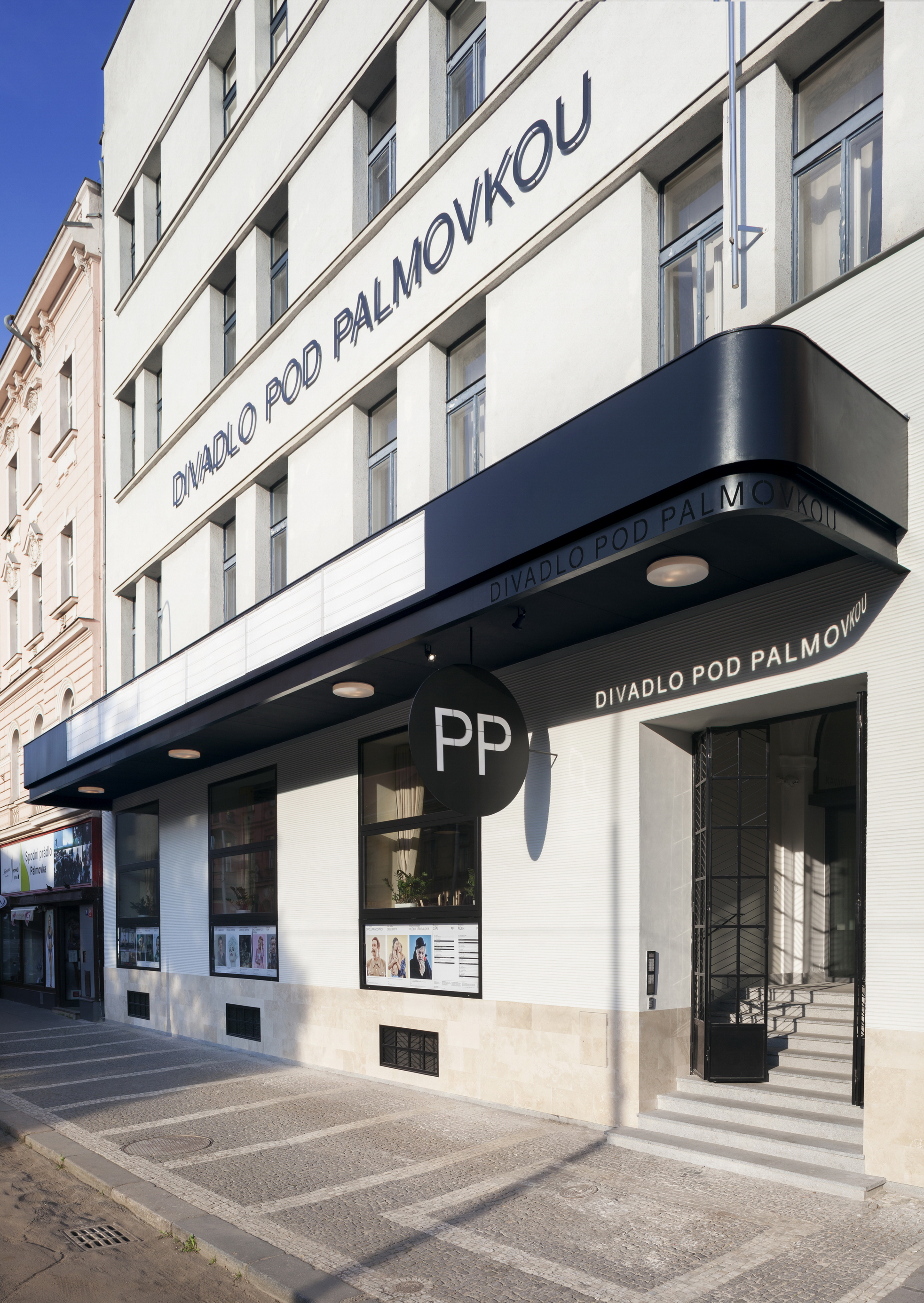 Bistro Francin by DDAANN - Architizer