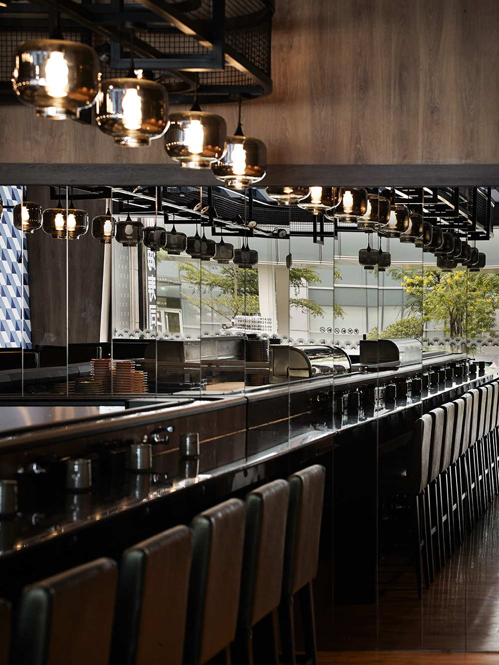 HISUSHI by Ahead Concept - Architizer