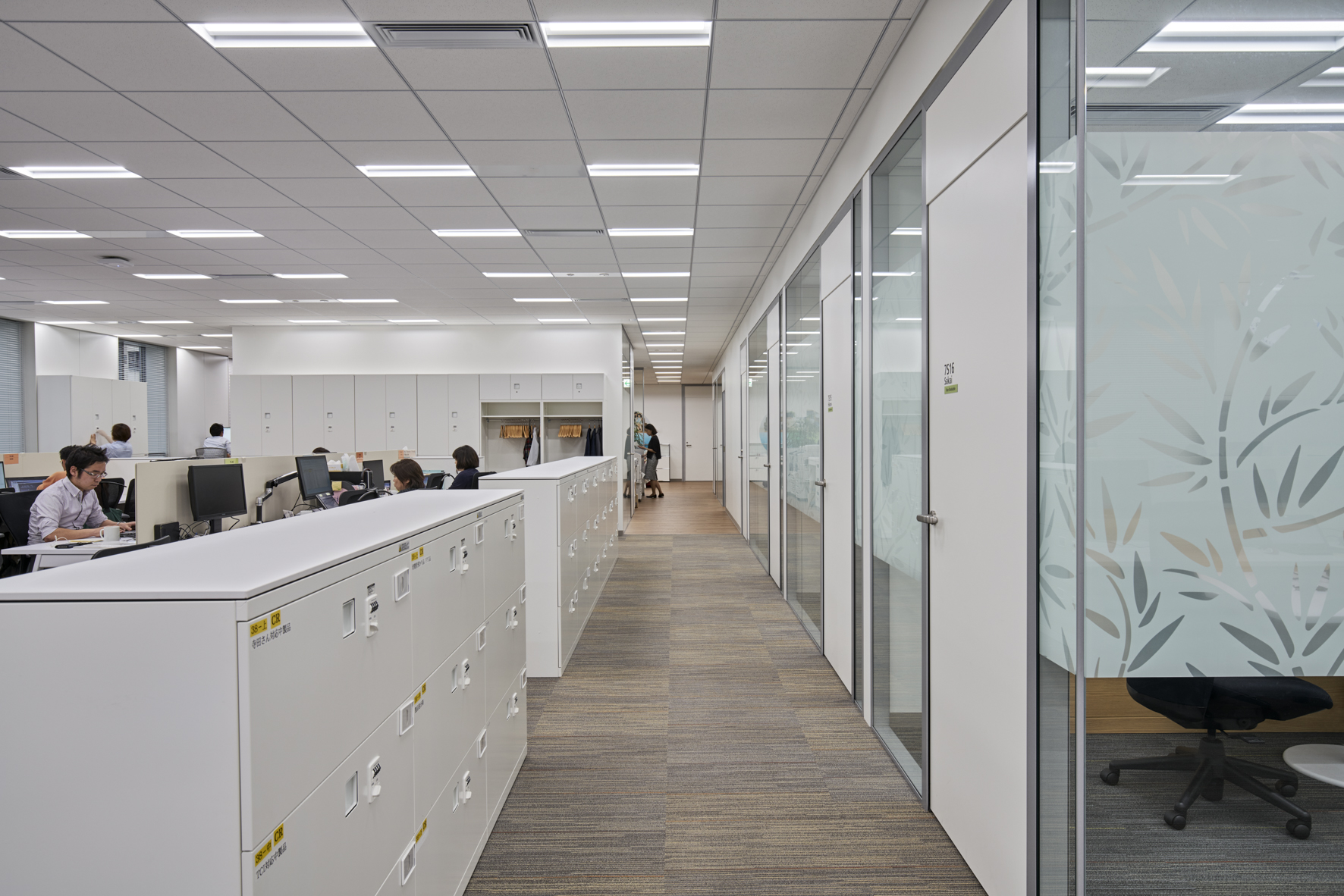 Idea 1843429: P&G Kobe office by orbit design studio in Kobe, Japan ...