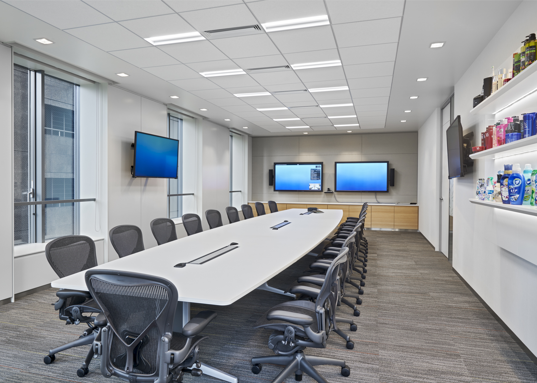 Idea 1843430: P&G Kobe office by orbit design studio in Kobe, Japan ...