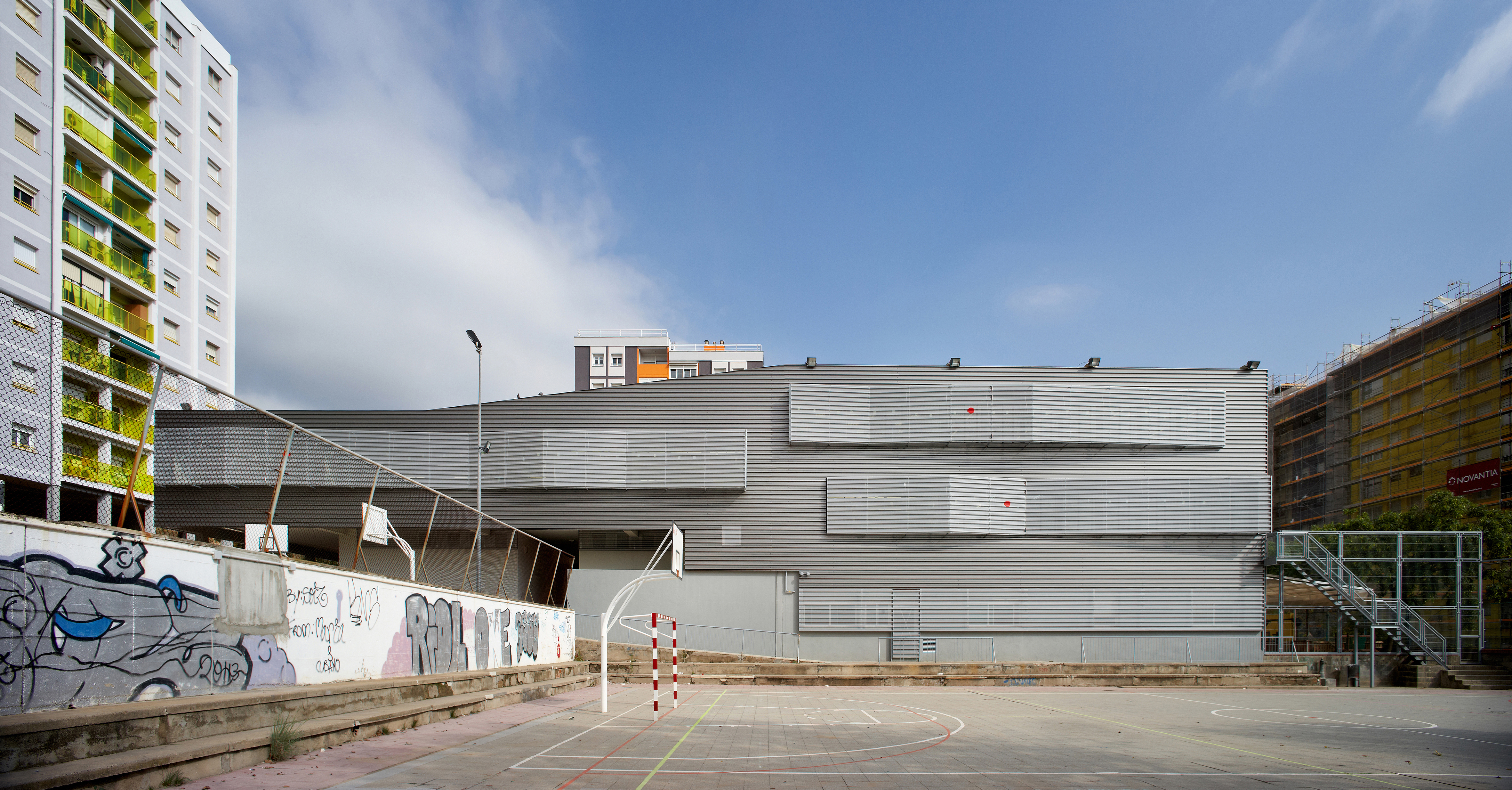 Deià Design School in Nou Barris (Barcelona) by ZFA Architecture ...