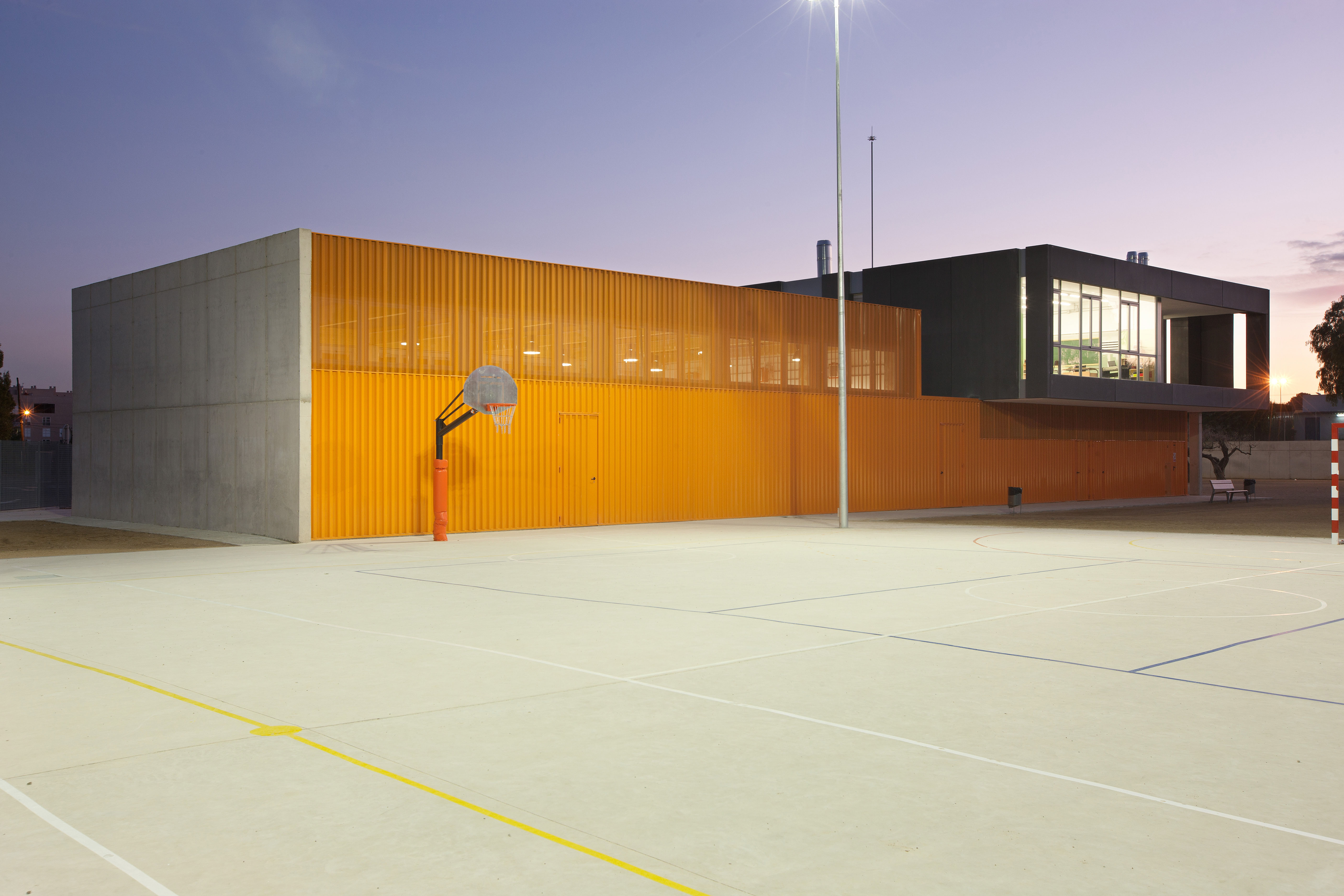 Deià Design School in Nou Barris (Barcelona) by ZFA Architecture ...