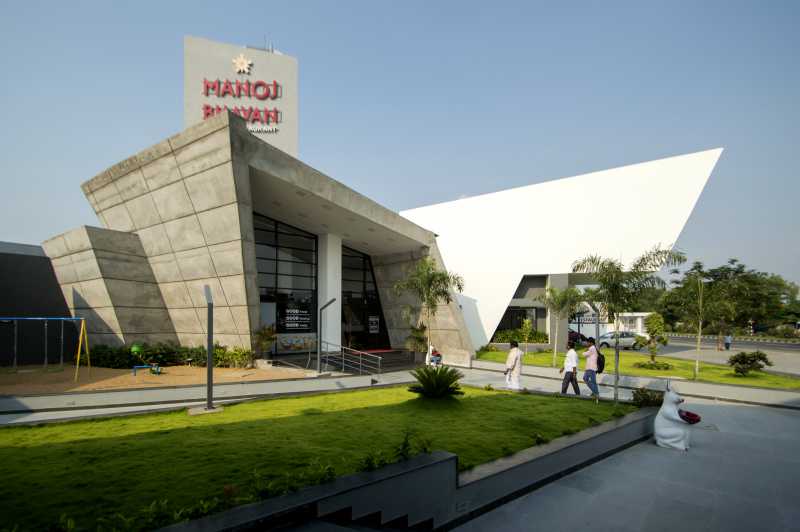 MANOJ BHAVAN - Chennai/Trichy Highway Restaurant by Murali Architects ...