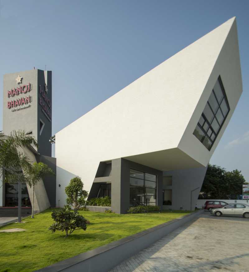 MANOJ BHAVAN - Chennai/Trichy Highway Restaurant by Murali Architects ...