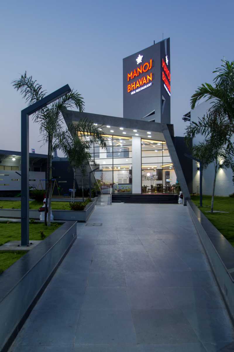 MANOJ BHAVAN - Chennai/Trichy Highway Restaurant by Murali Architects ...