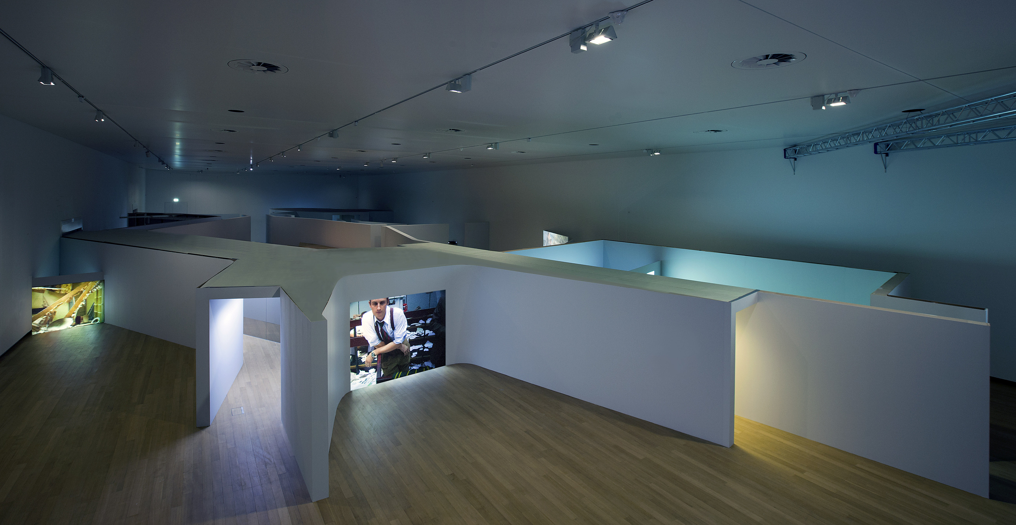 Stedelijk Museum of Modern and Contemporary Art by Benthem Crouwel ...