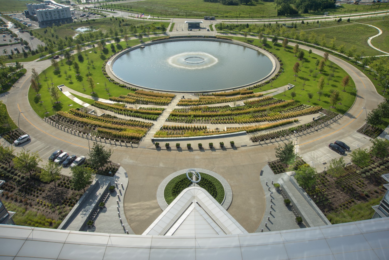 Eaton World Corporate Headquarters by Design Workshop - Architizer