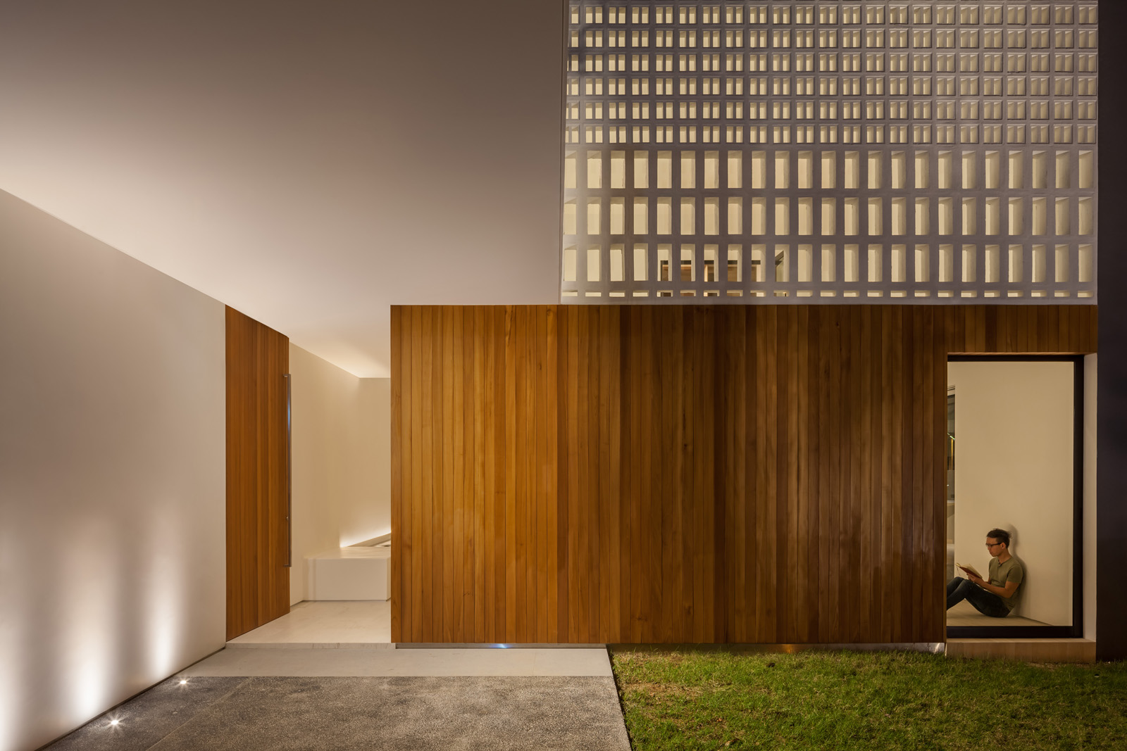 Through House by Hier Architects - Architizer