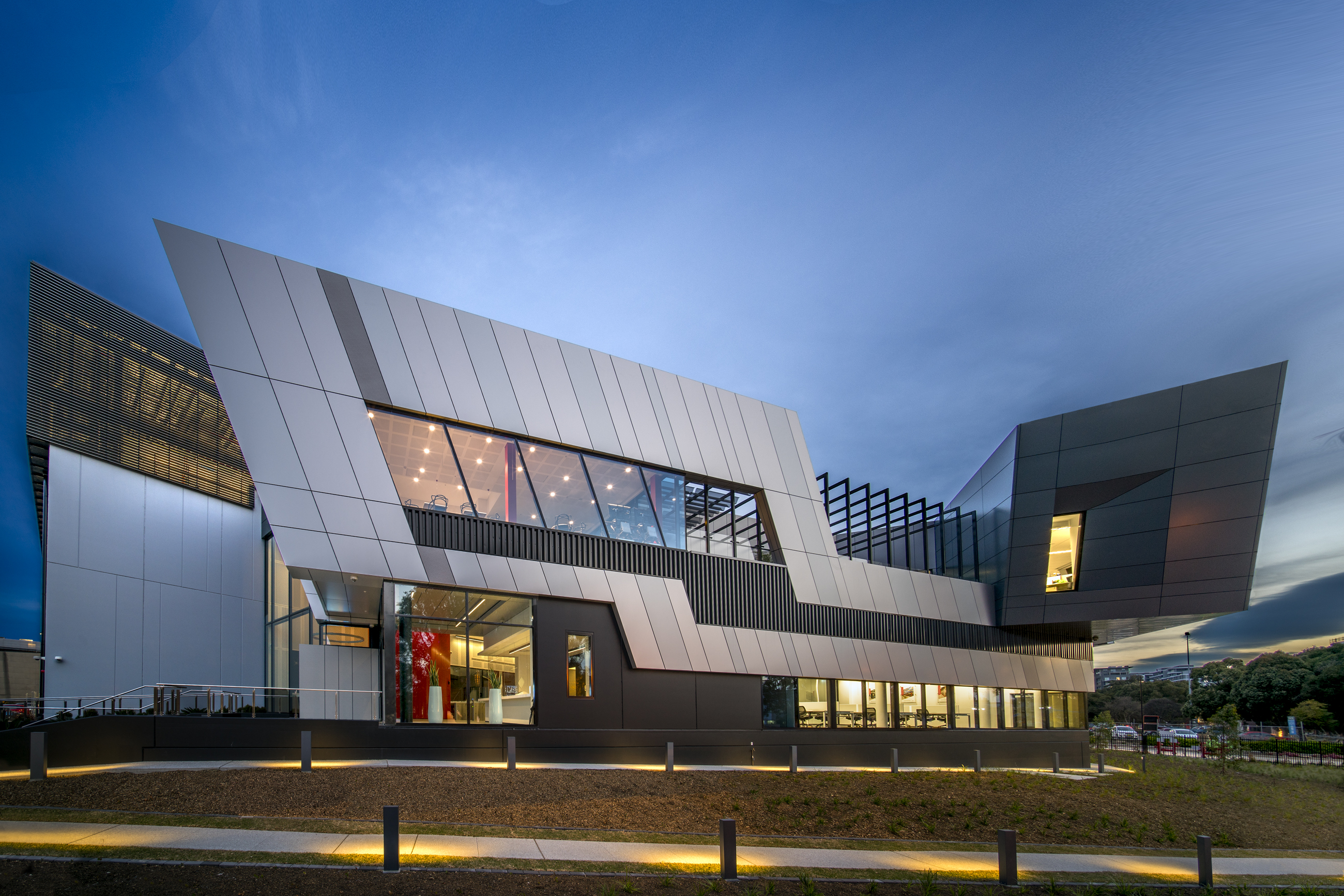 Equinix SY4 Data Centre by Greenbox Architecture - Architizer