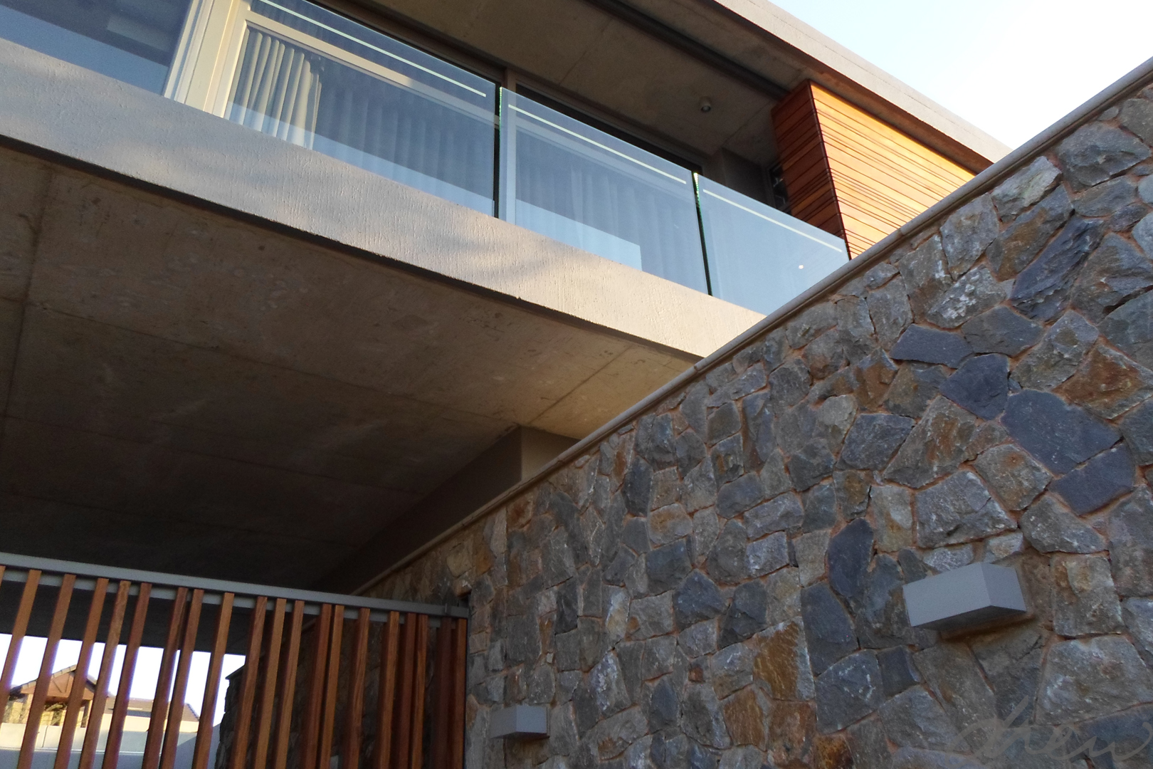 two floating boxes by Drew Architects + Interiors - Architizer