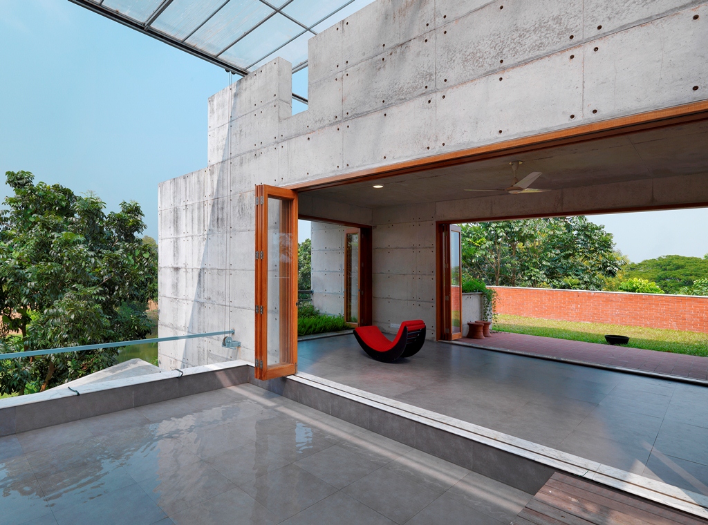 S.A. Residence by SHATOTTO architecture for green living - Architizer