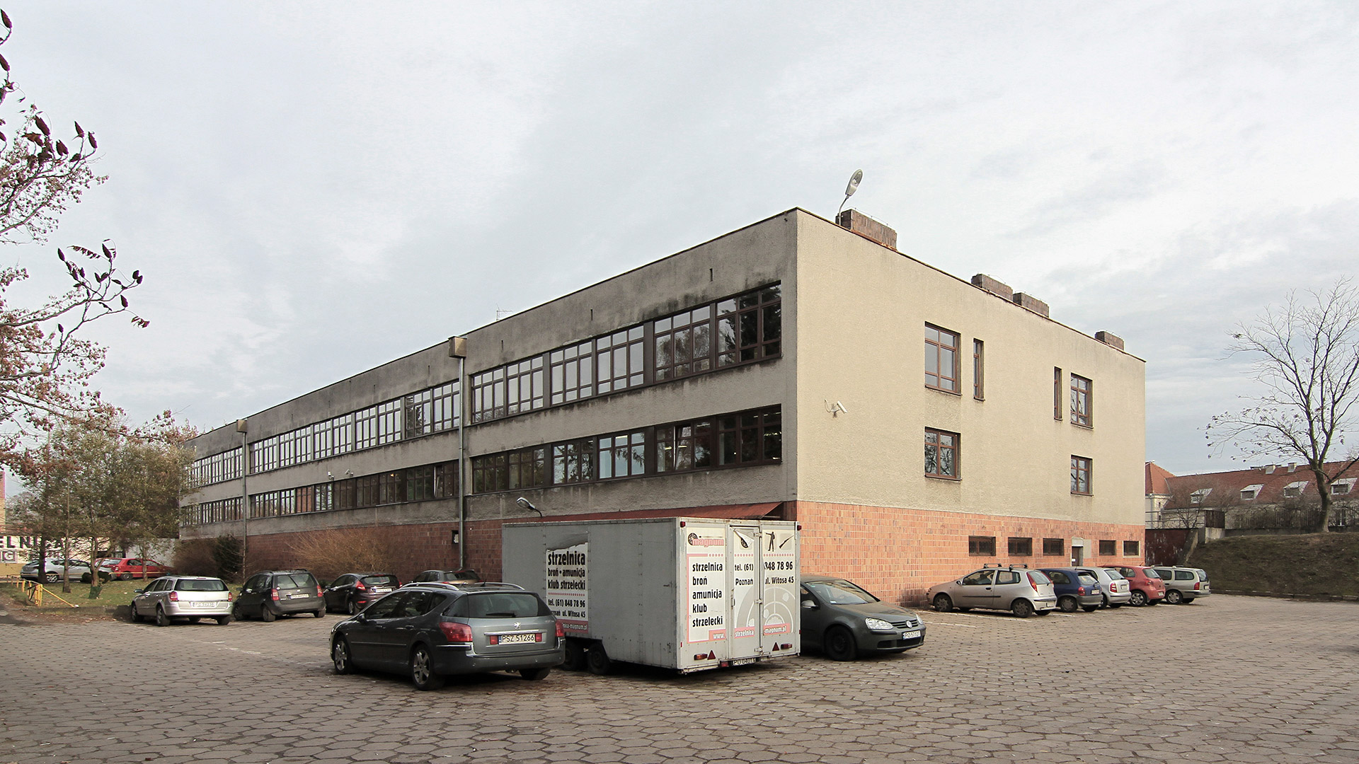Poznań University of Life Sciences Library by Neostudio Architekci ...