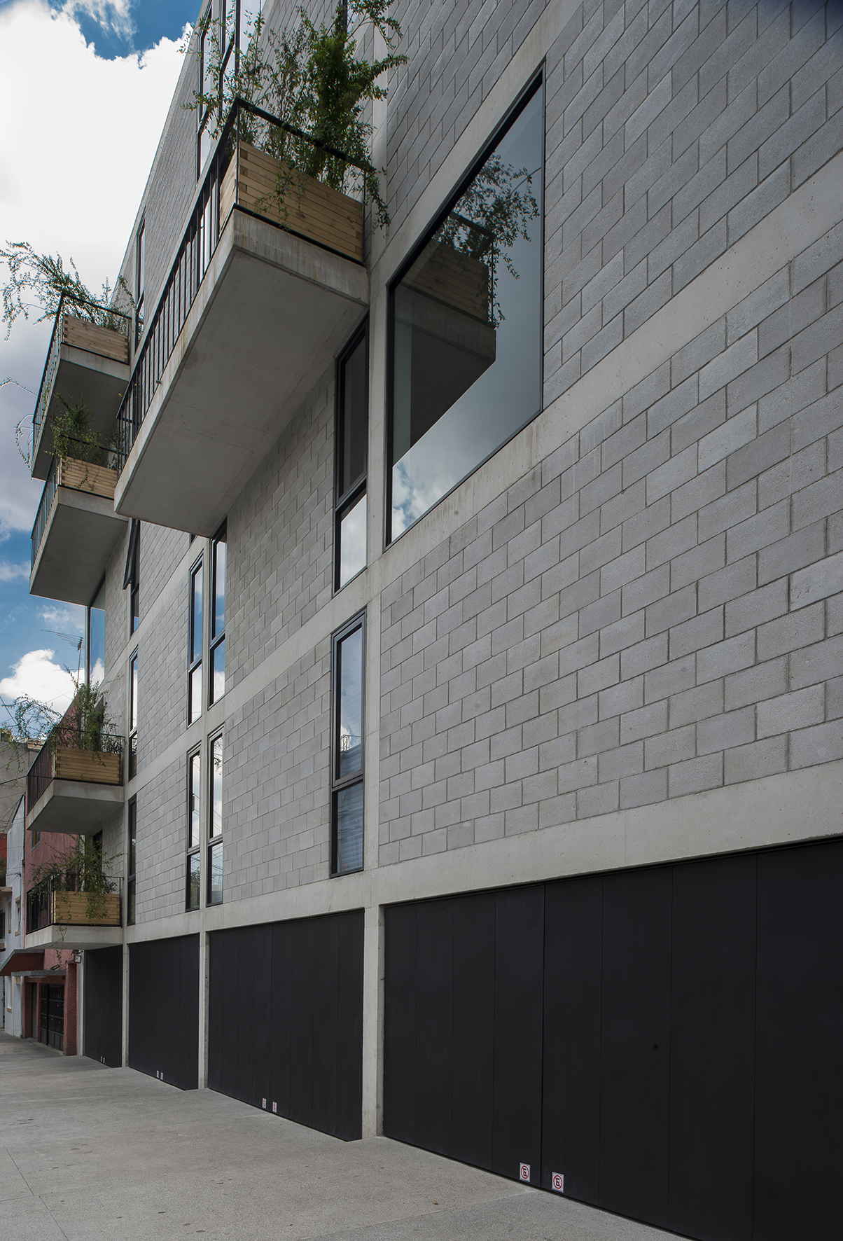 AR Building by Ambrosi Etchegaray - Architizer